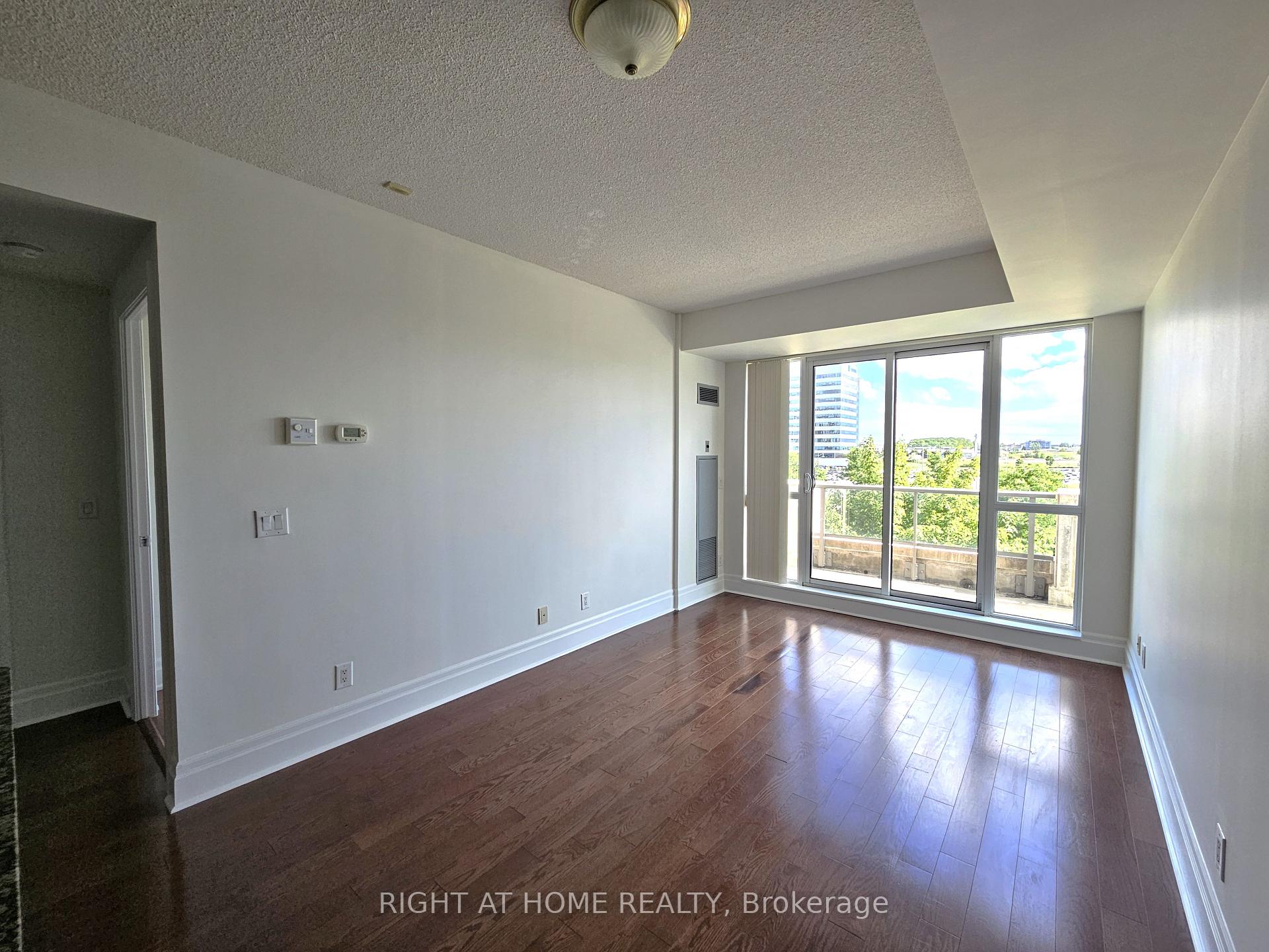 306 - 39 Upper Duke Crescent, Markham, ON L6G 0B8