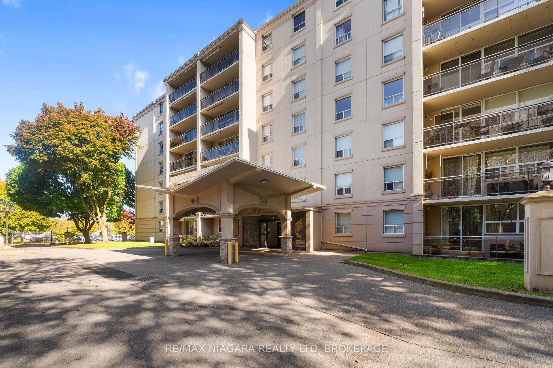 306 - 6390 Huggins Street, Niagara Falls, ON L2J 1H1