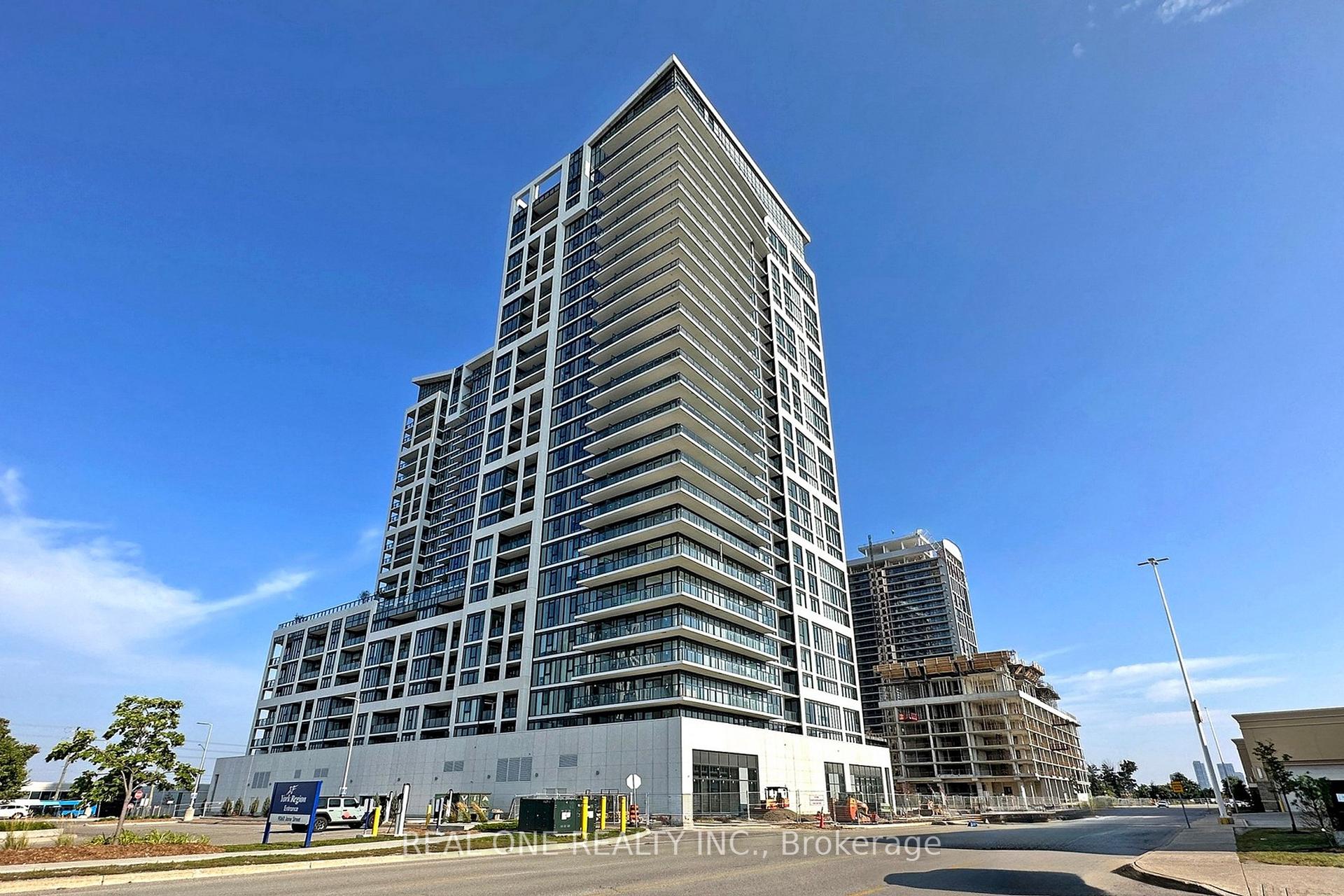 306 - 9000 Jane Street, Vaughan, ON L4K 2M9