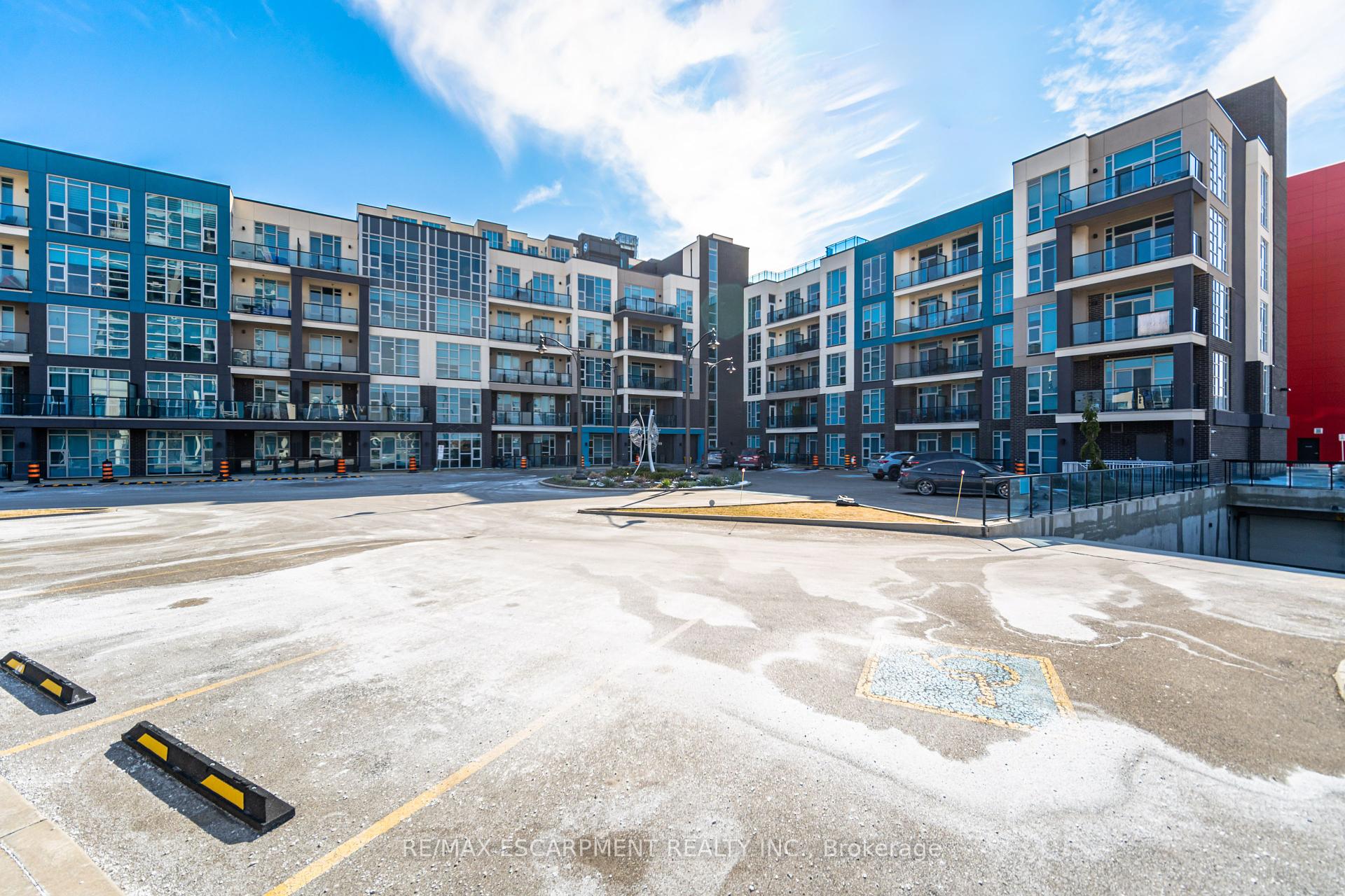 308 - 10 CONCORD Place, Grimsby, ON L3M 0G6