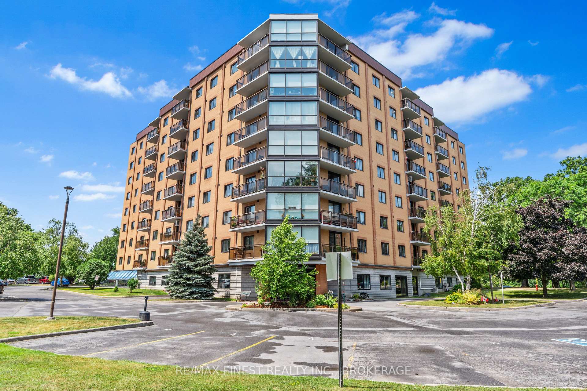 Kingston Real Estate MLS® Listings & Houses For Sale