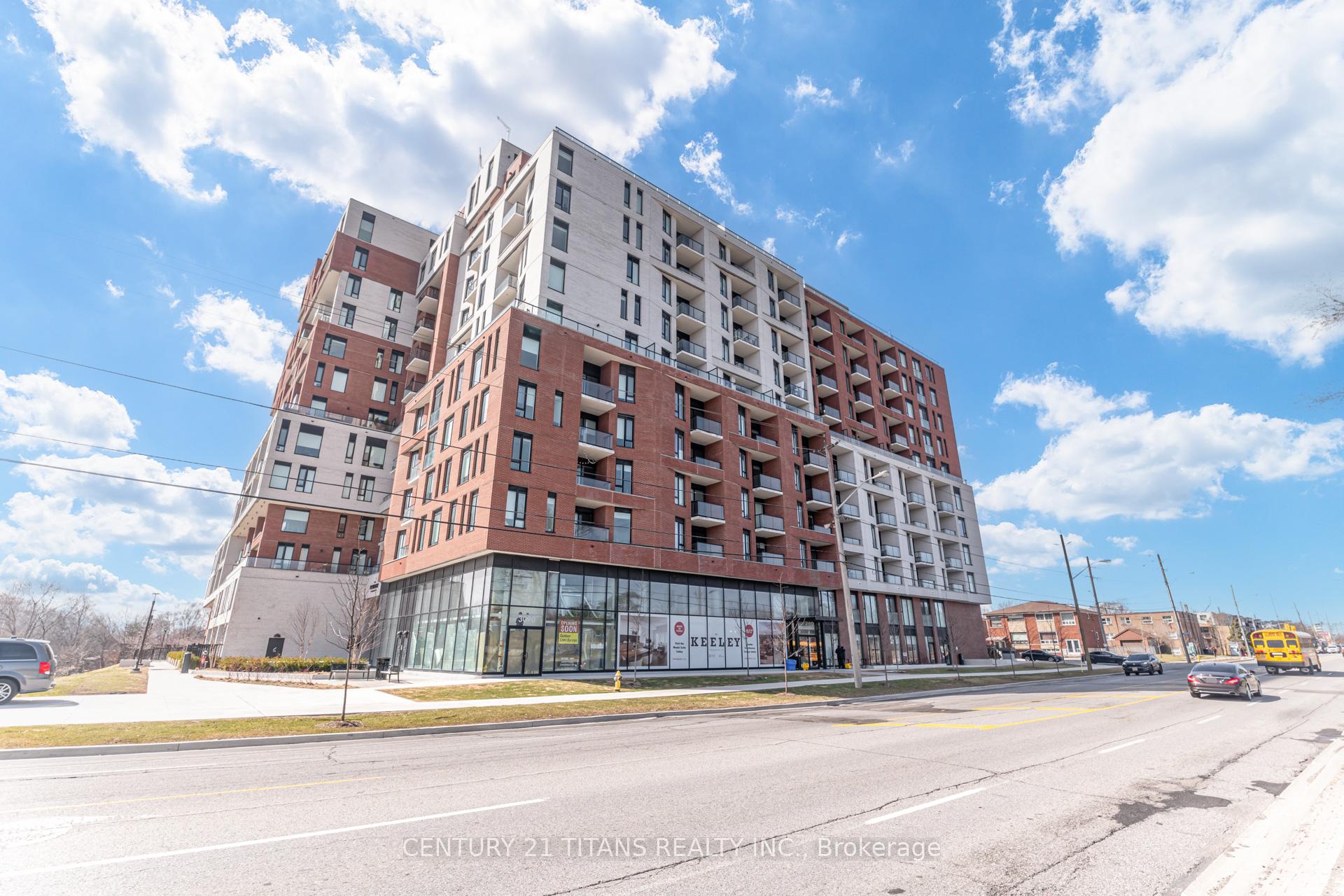 308 - 3100 Keele Street, Toronto, ON M3M 0E1