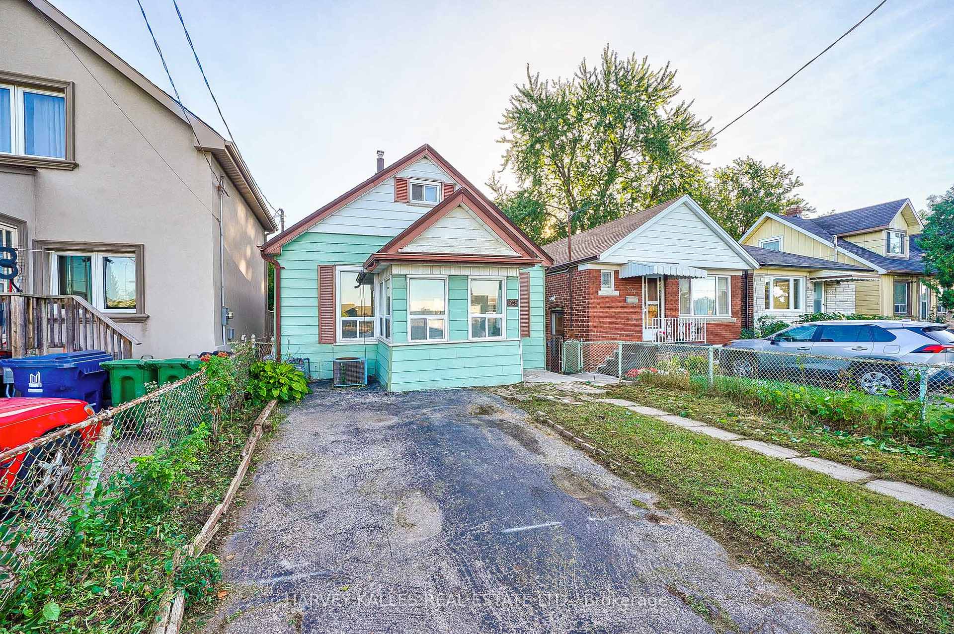 309 Birchmount Road, Toronto, ON M1N 3K7