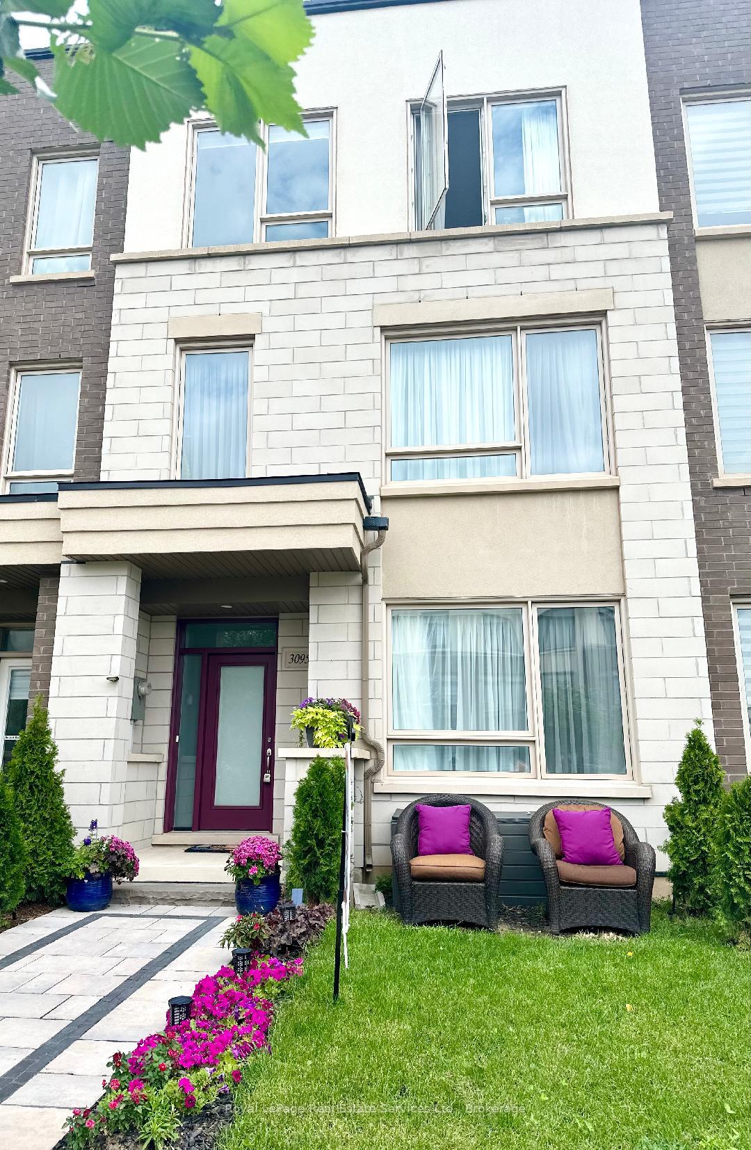 3095 Ernest Appelbe Boulevard, Oakville, ON L6H 0P3