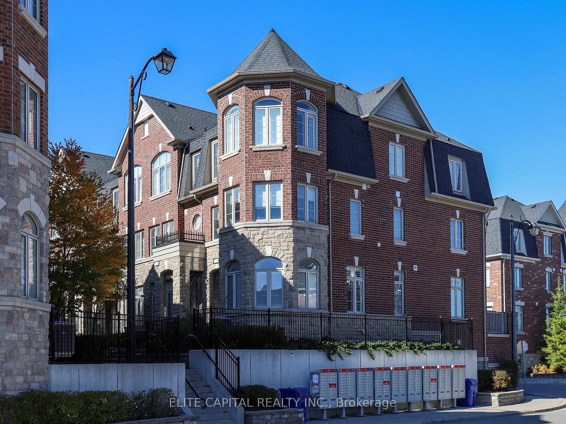 31 - 1331 Major Mackenzie Drive, Vaughan, ON L6A 3Z1