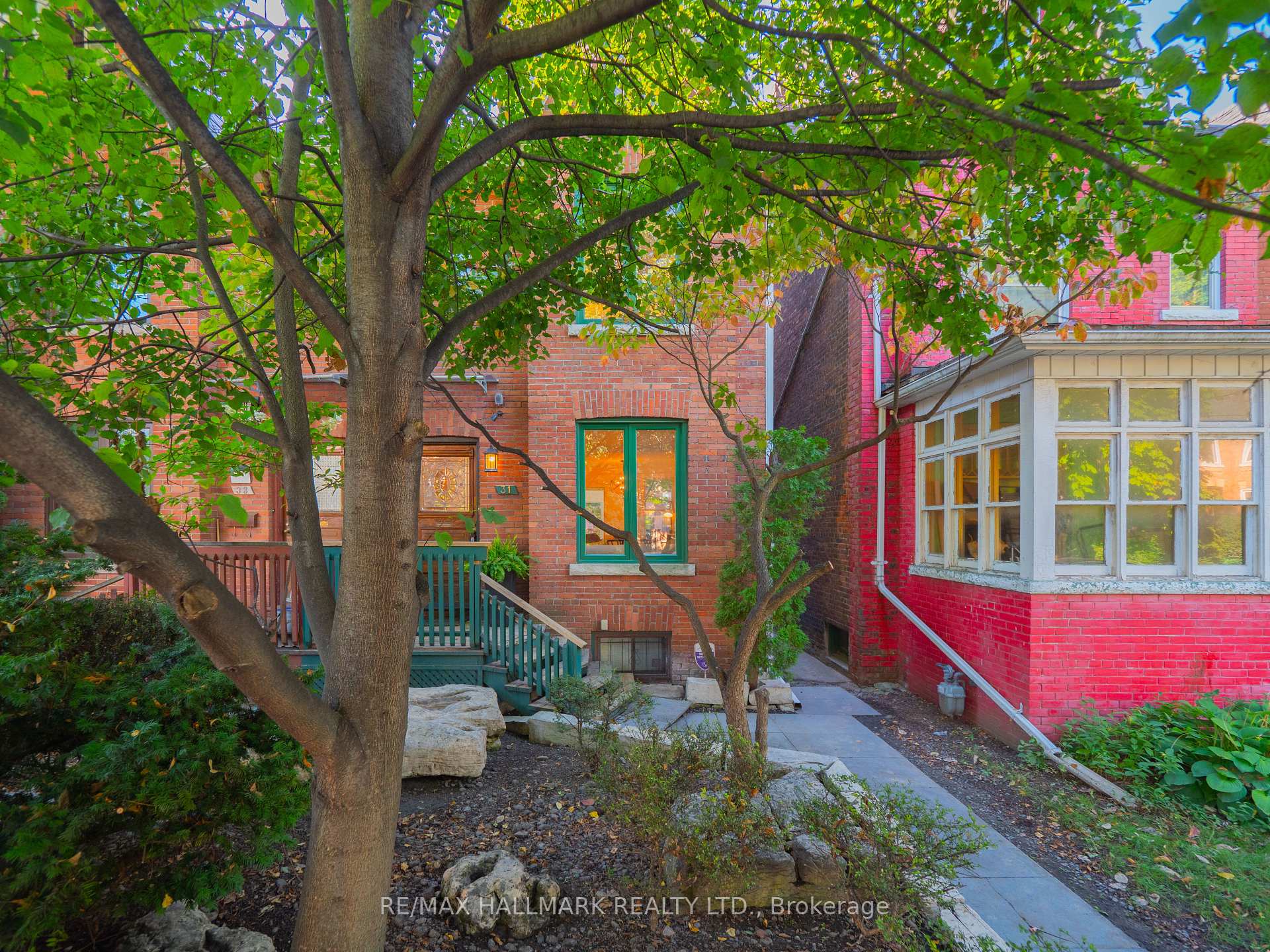 31 First Avenue, Toronto, ON M4M 1W7