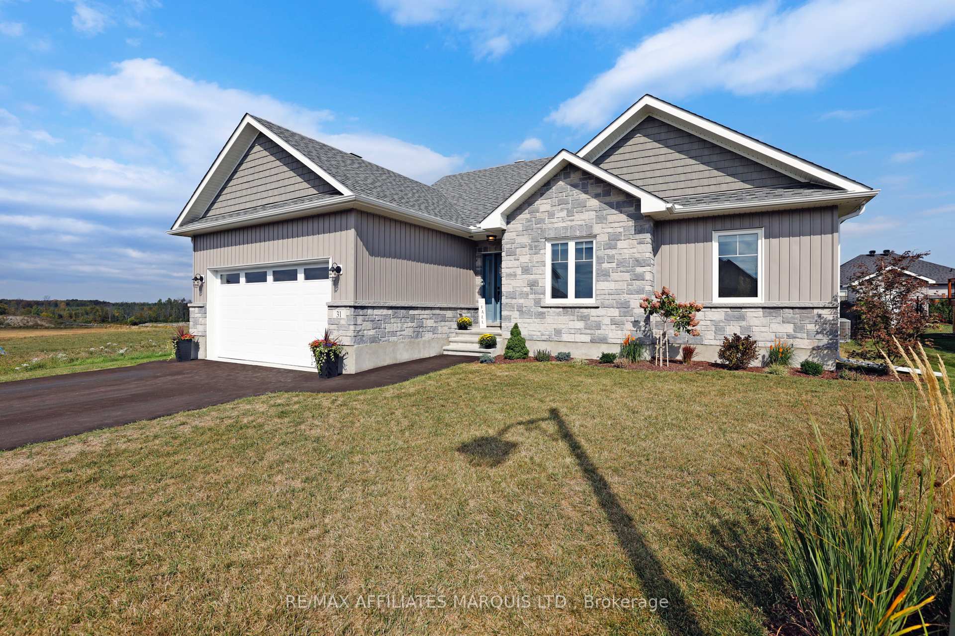 South Stormont Real Estate MLS® Listings & Houses For Sale