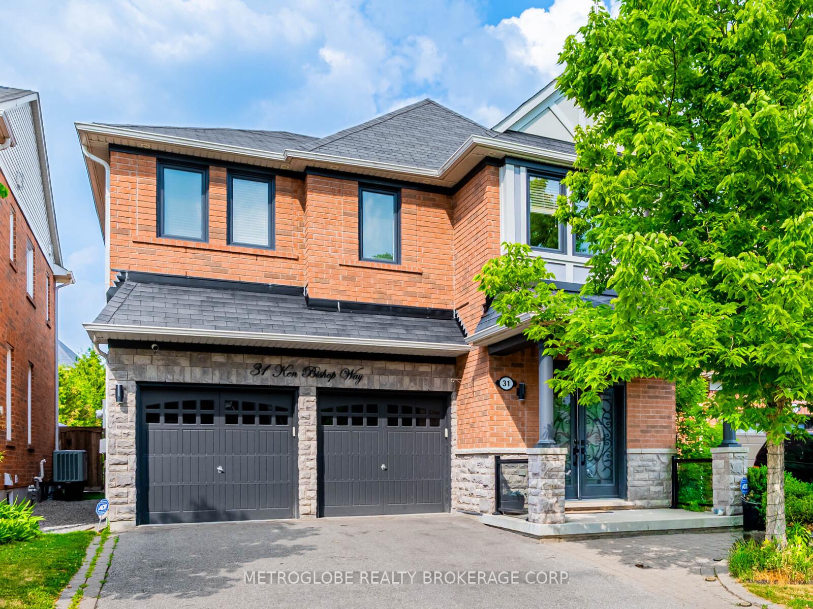 31 Ken Bishop Way, Newmarket, ON L3X 3J5