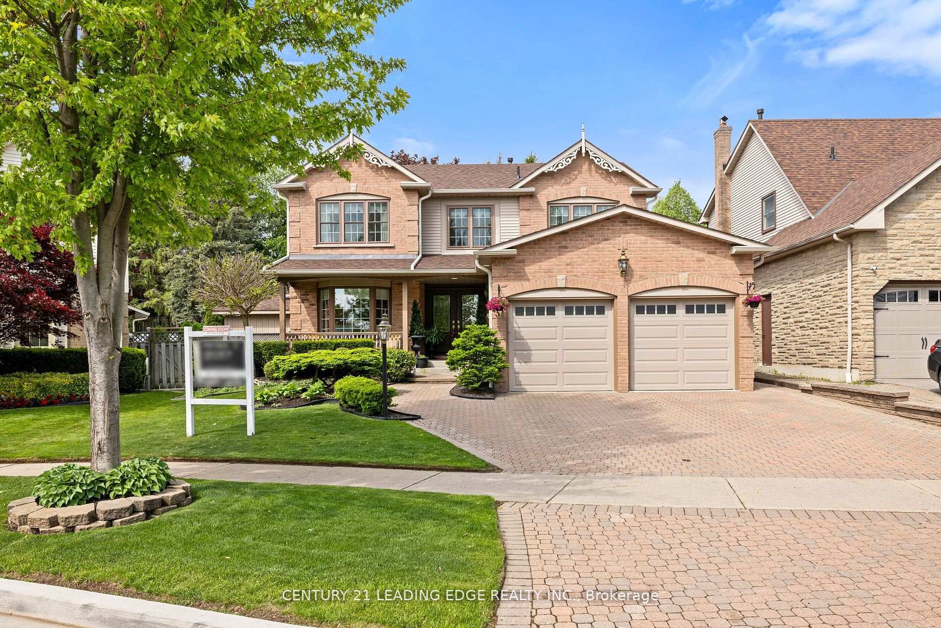 31 Rothean Drive, Whitby, ON L1P 1L5