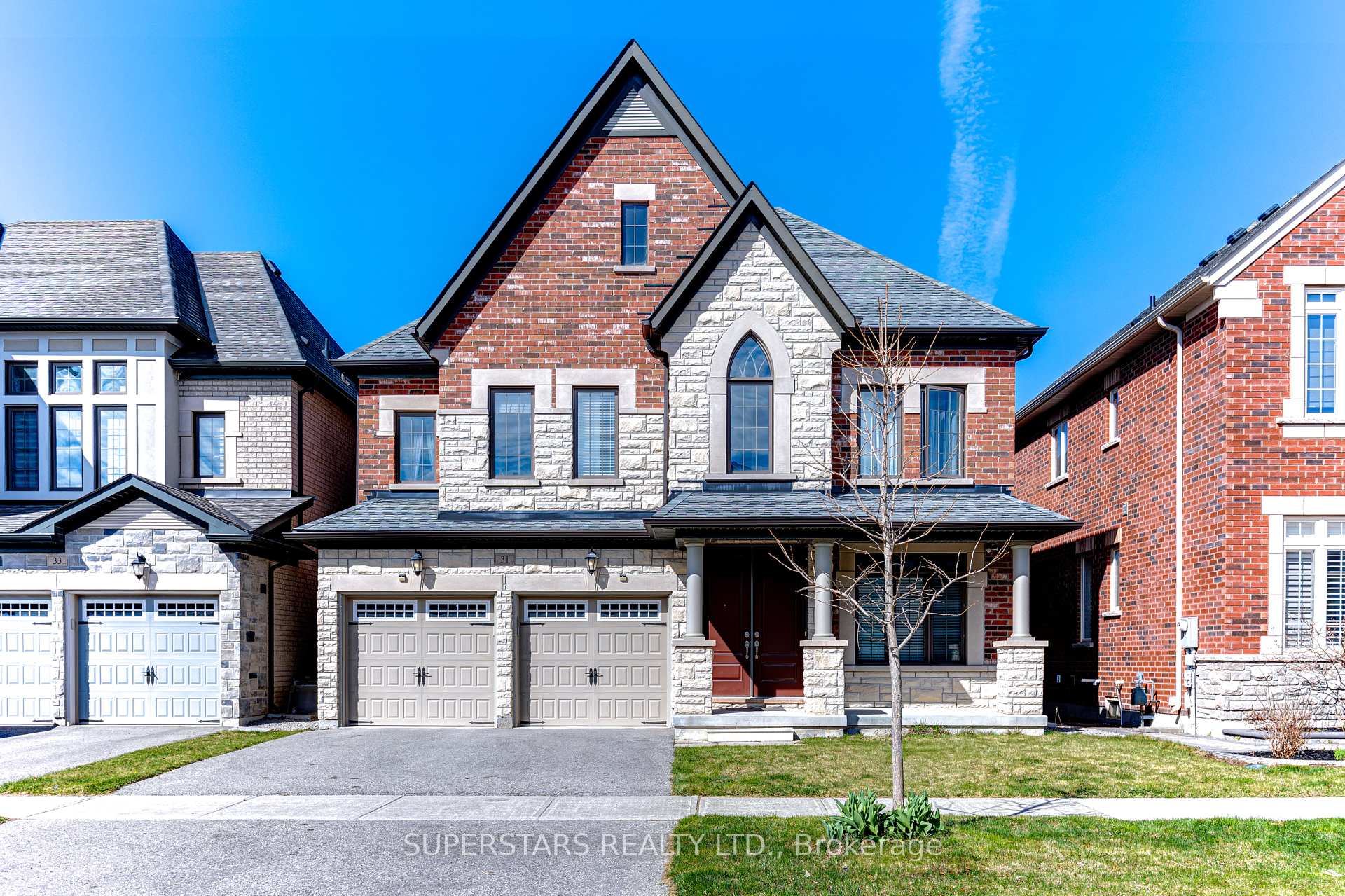 31 Roy Harper Avenue, Aurora, ON L4G 0V4