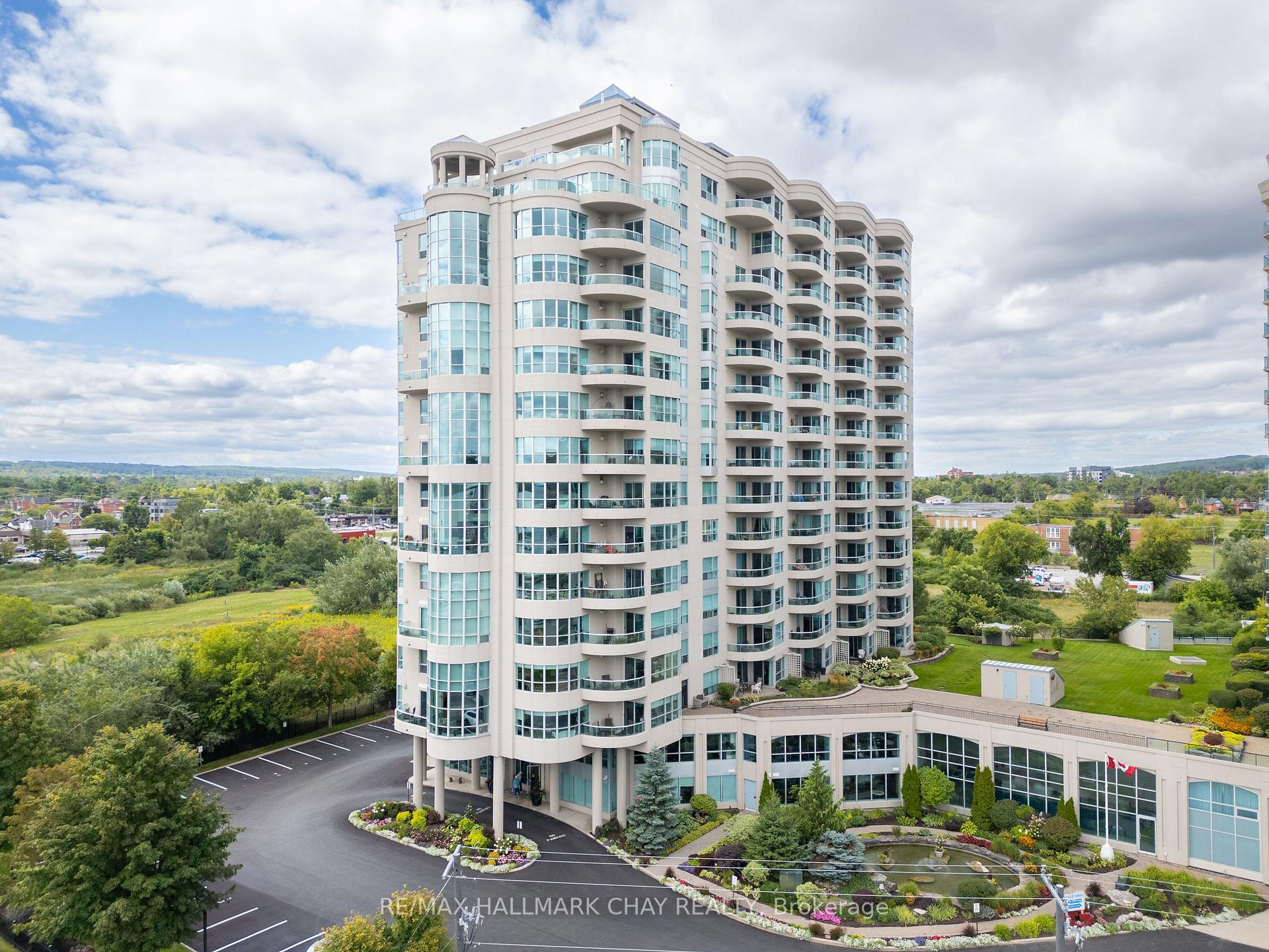 310 - 2 Toronto Street, Barrie, ON L4N 9R2