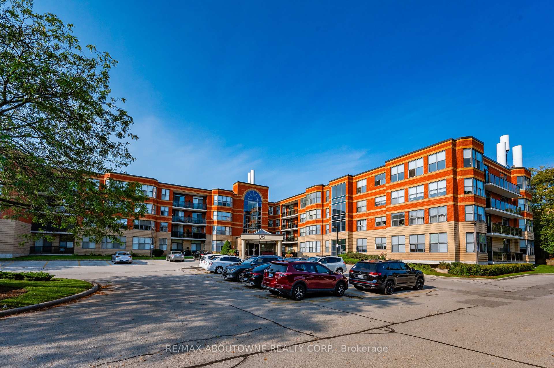 310 - 2199 Sixth Line, Oakville, ON L6H 5V3