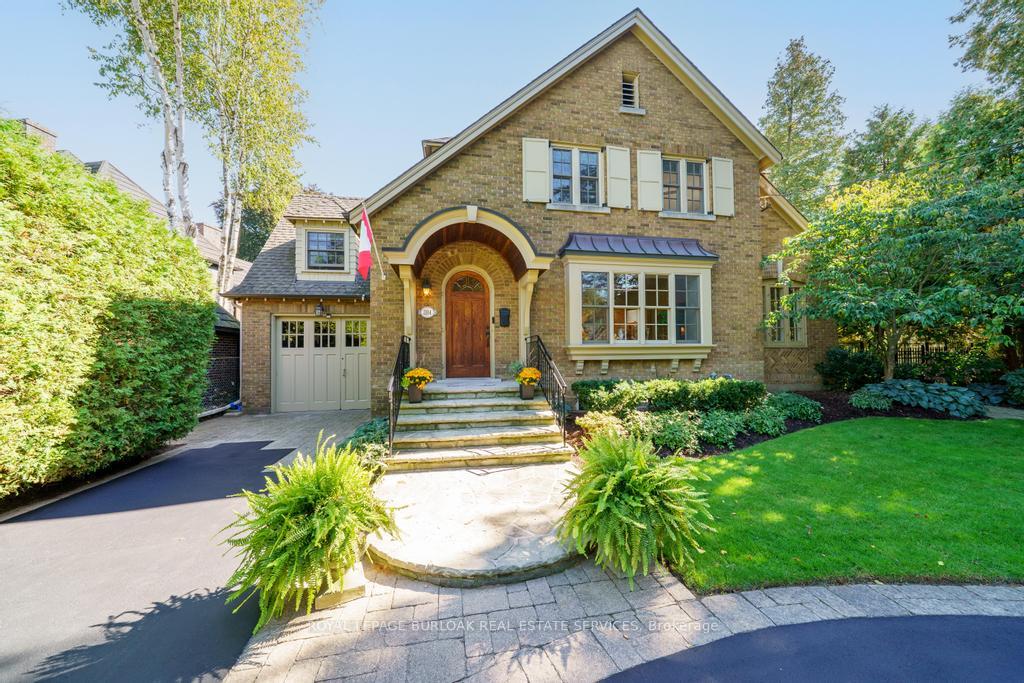 3104 First Street, Burlington, ON L7N 1C6