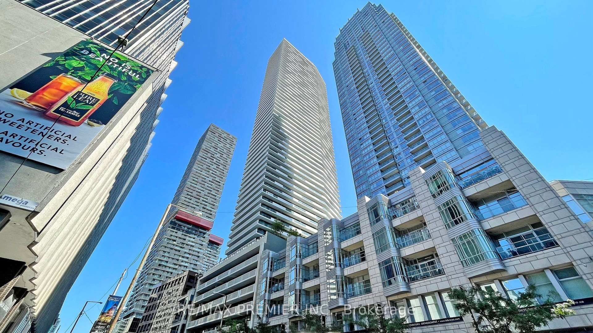 3105 - 2221 Yonge Street, Toronto, ON M4S 0B8