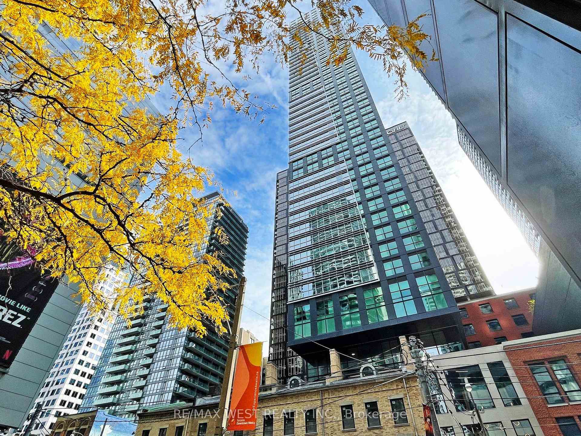 3106 - 327 King Street W, Toronto, ON M5V 0W7