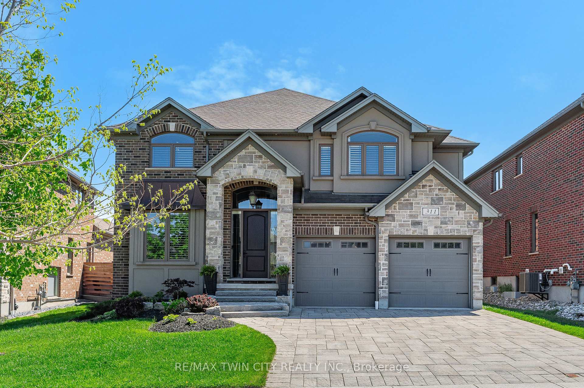 311 Deerfoot Trail, Waterloo, ON N2K 0B3