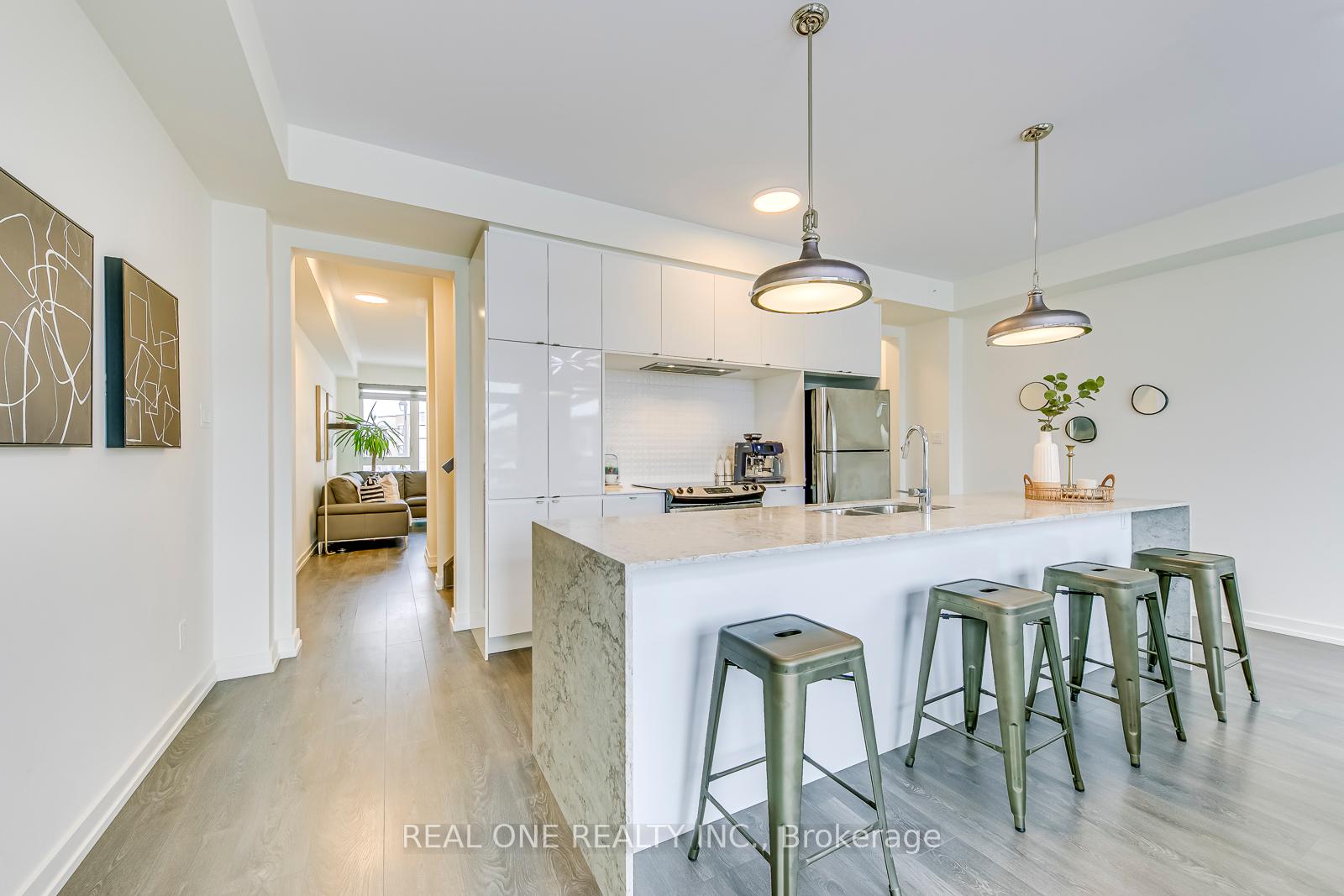 3118 Ernest Appelbe Boulevard, Oakville, ON L6H 0M8