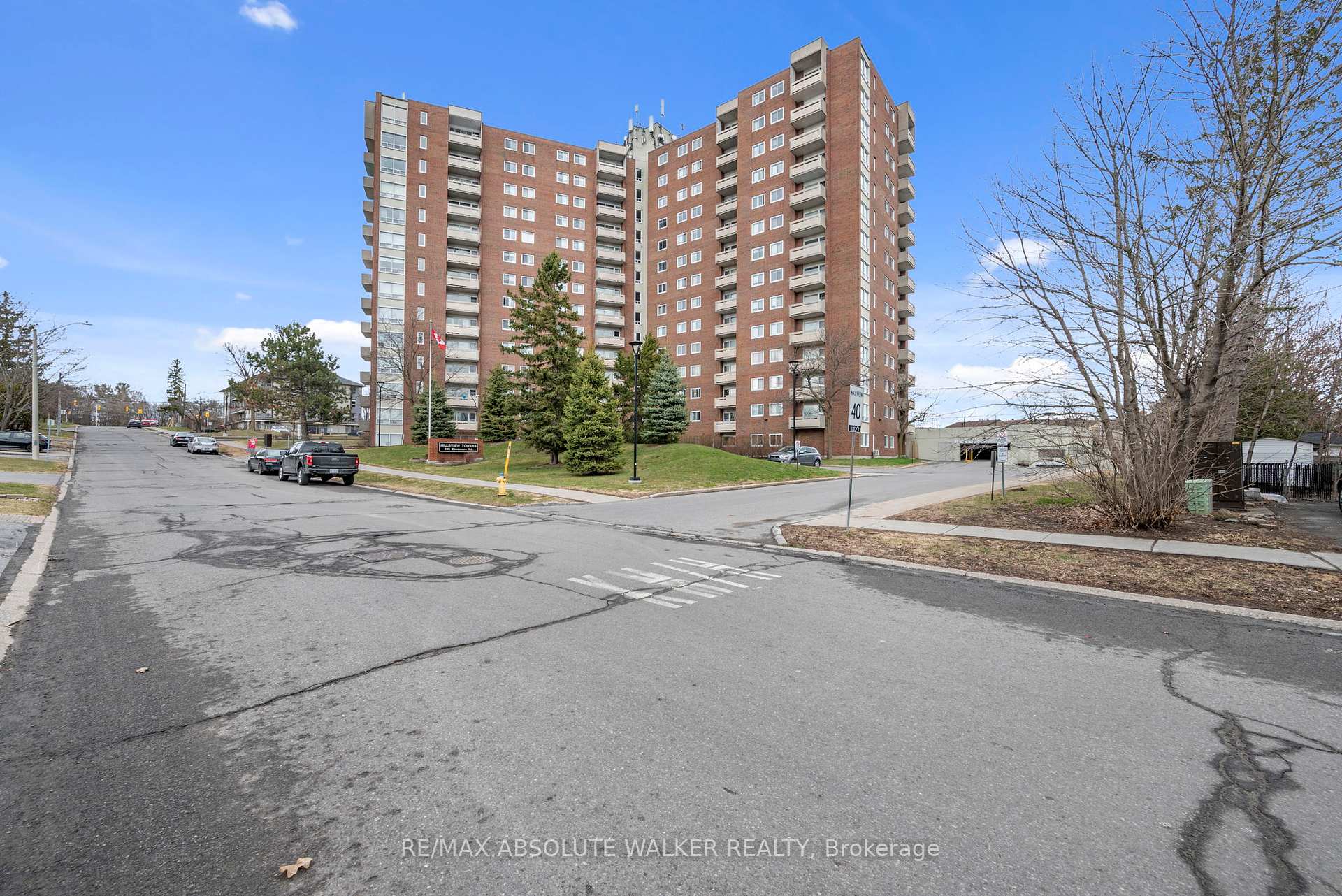 312 - 915 Elmsmere Road, Beacon Hill North - South and Area, ON K1J 8H8