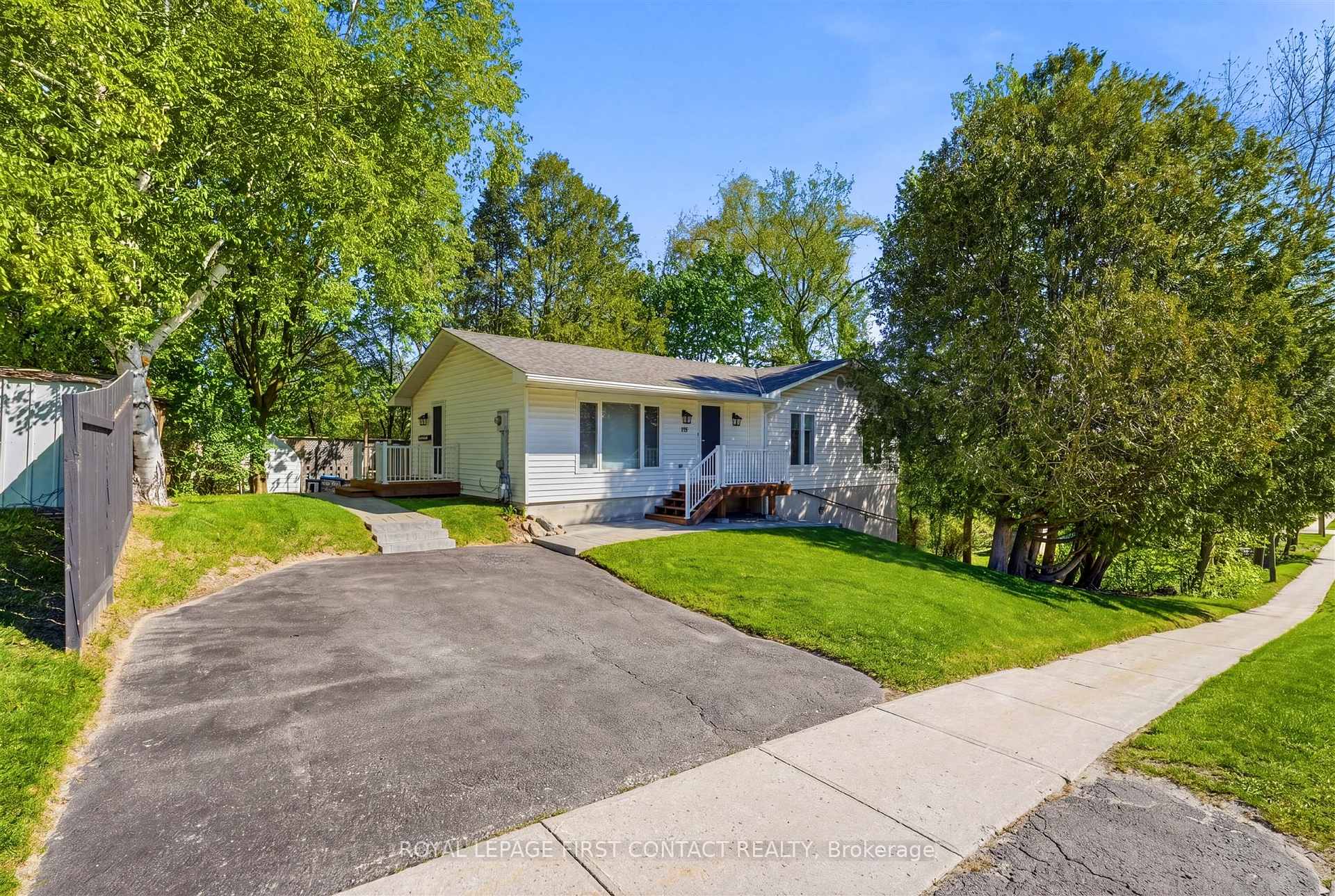 Midland Real Estate MLS® Listings & Houses For Sale