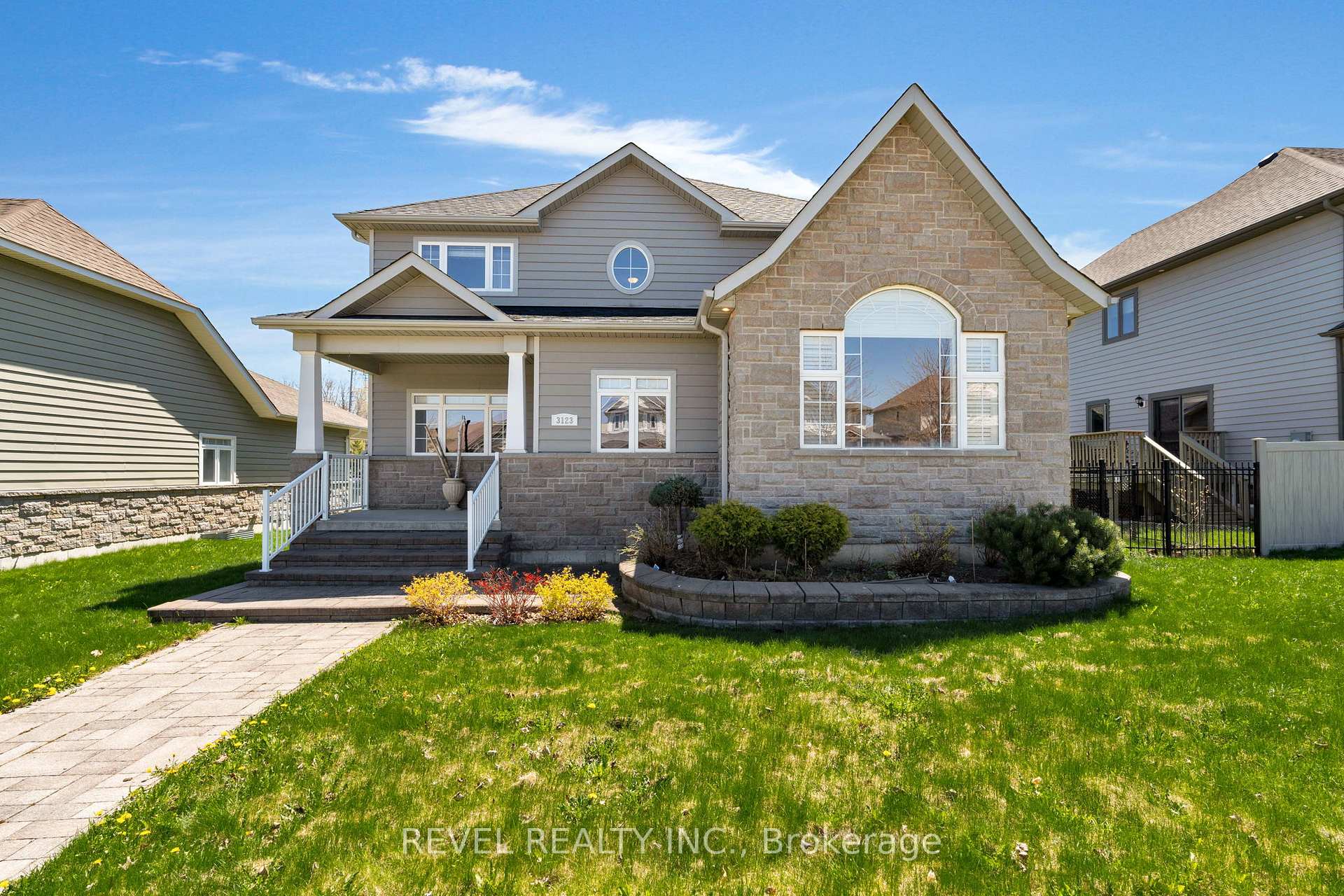3123 Stone Ridge Boulevard, Orillia, ON L3V 0A2