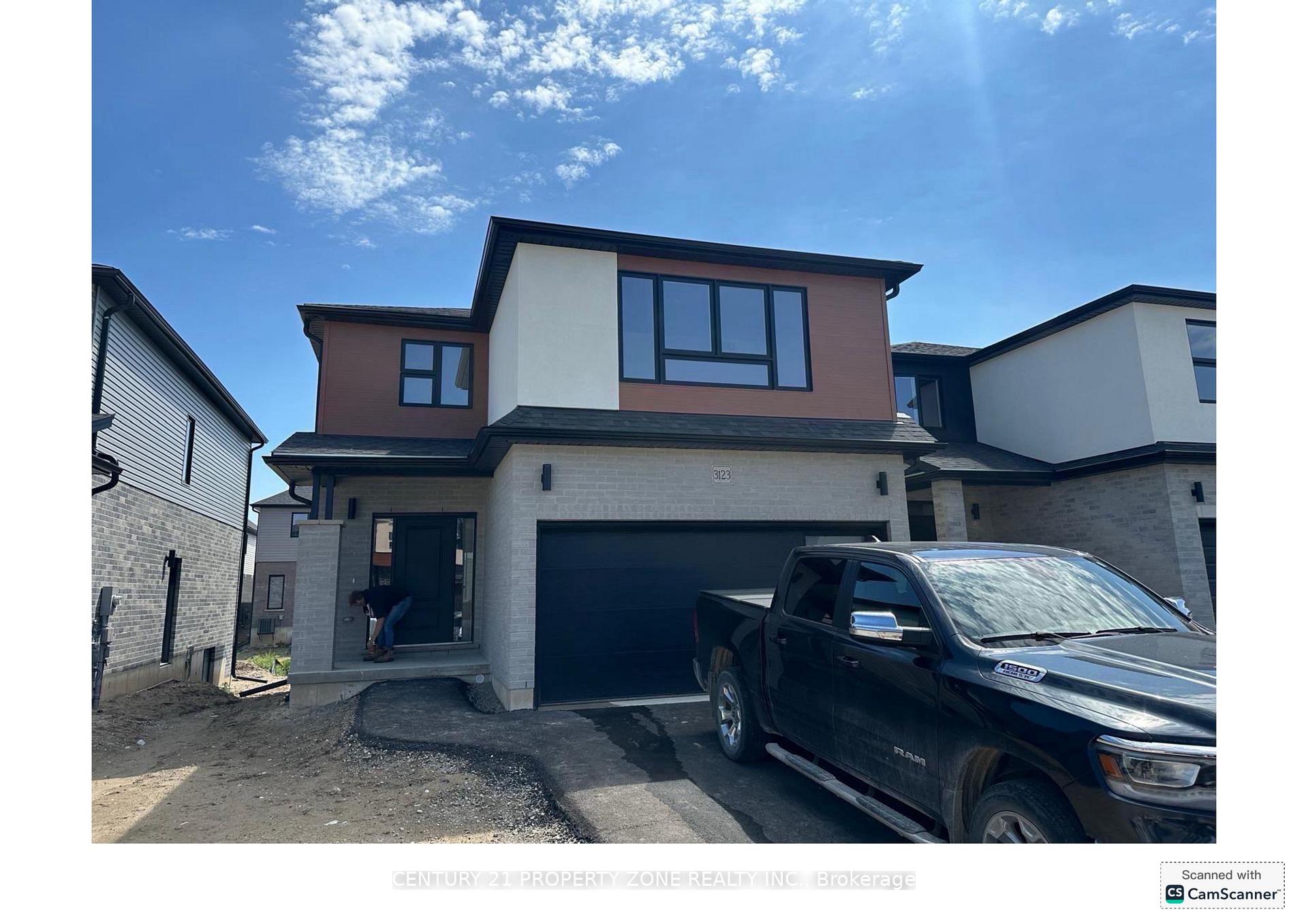 3123 Turner Crescent, London South, ON N6M 0B1