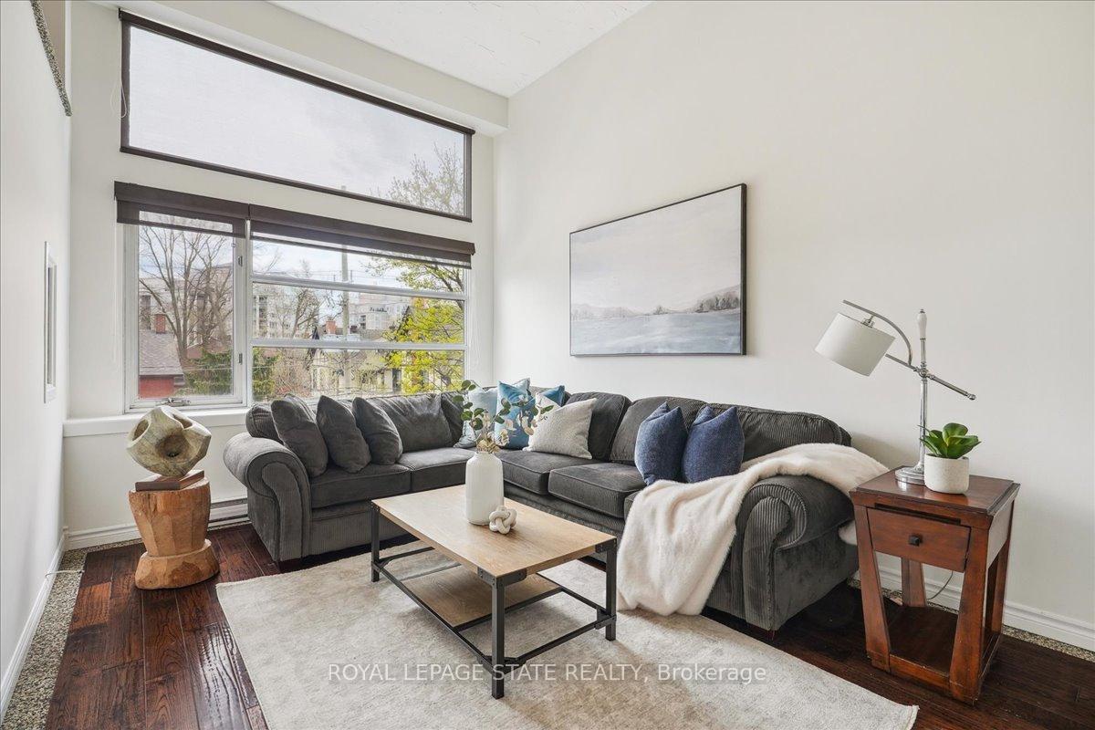 313 - 50 Main Street, Hamilton, ON L9H 6P8