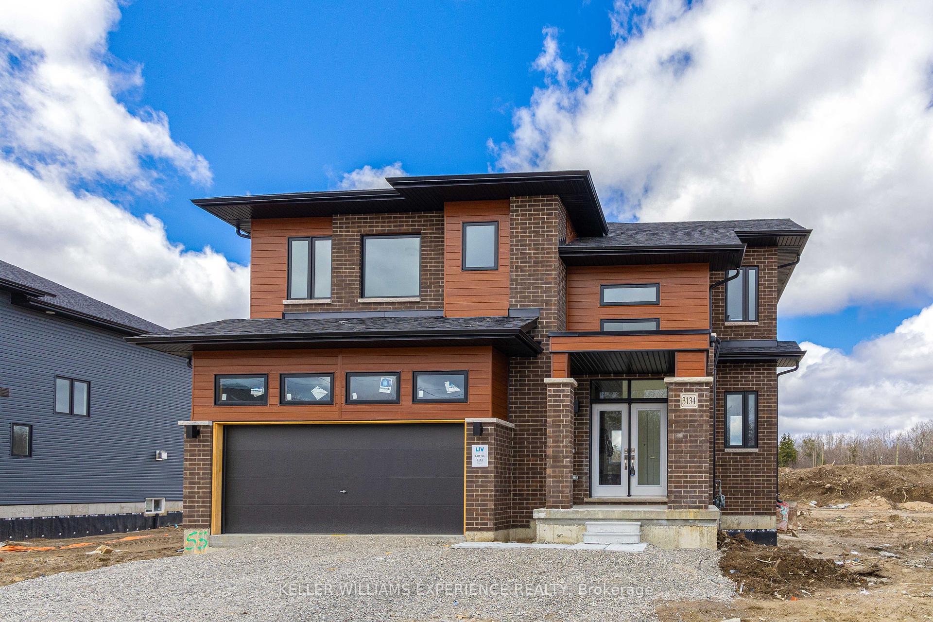 3134 Searidge Street, Severn, ON L3V 8R2