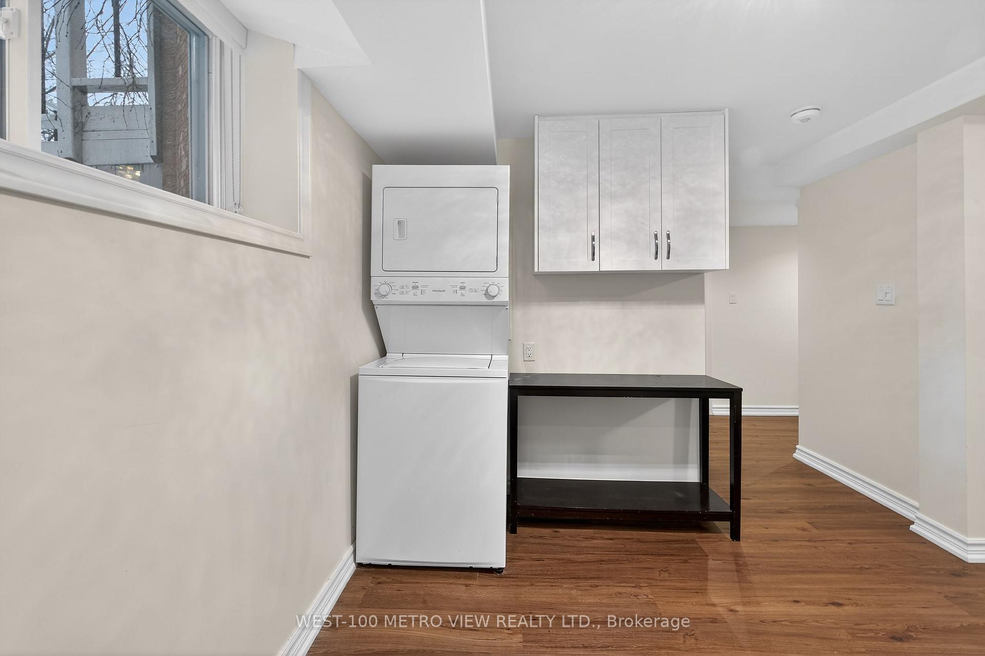 3139 Dover Crescent, Mississauga, ON L5L 5V3