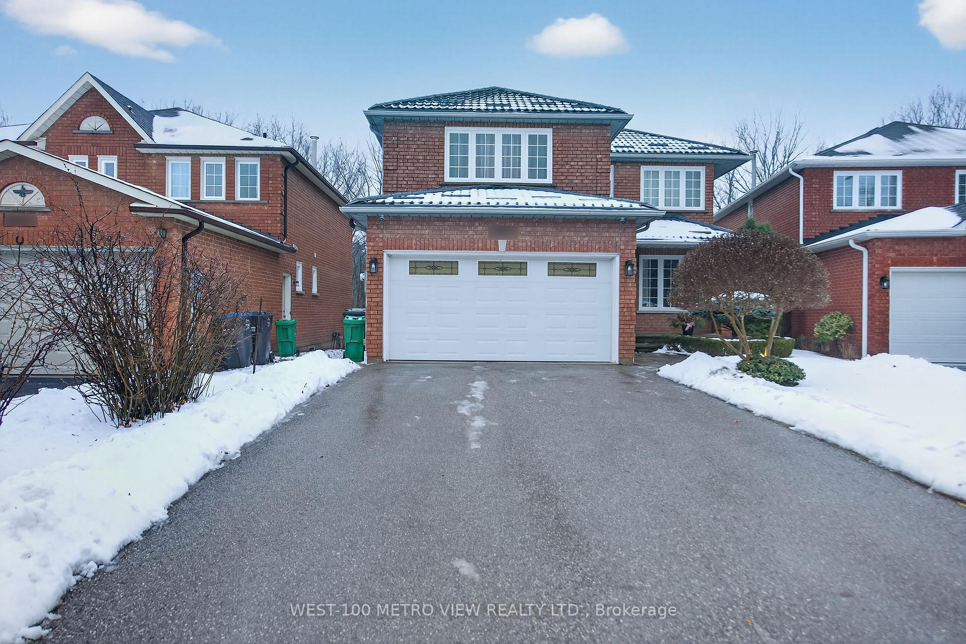 3139 Dover Crescent, Mississauga, ON L5L 5V3