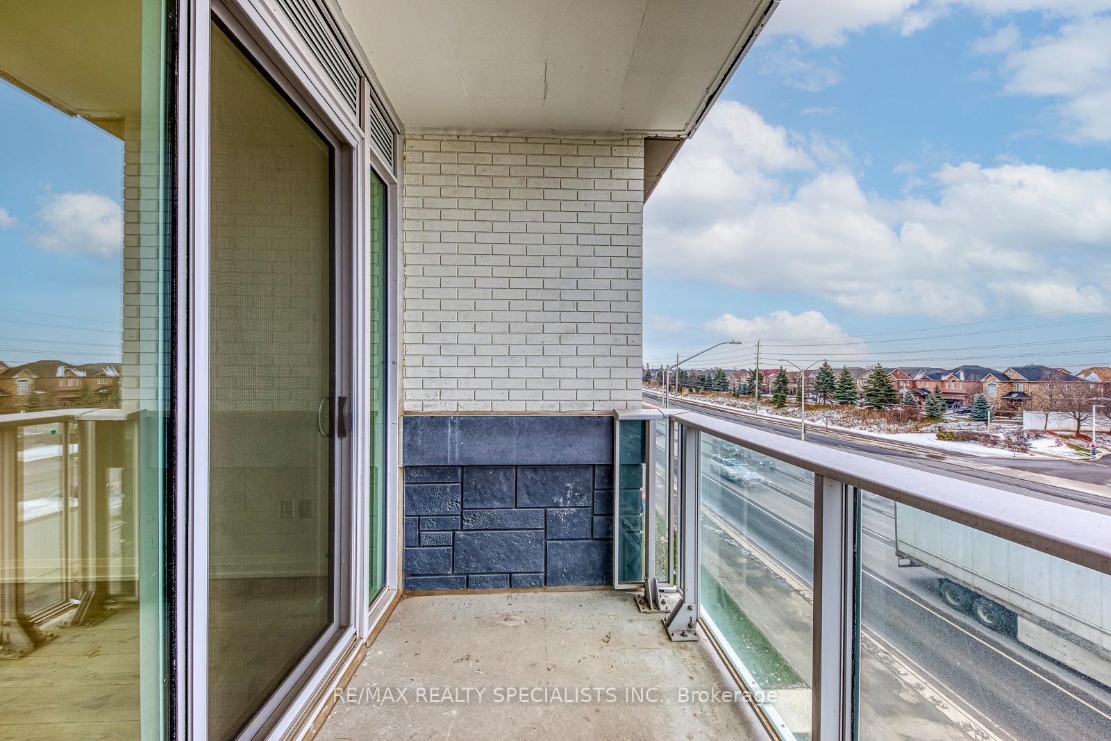 314 - 412 Silver Maple Road, Oakville, ON L6H 7X8