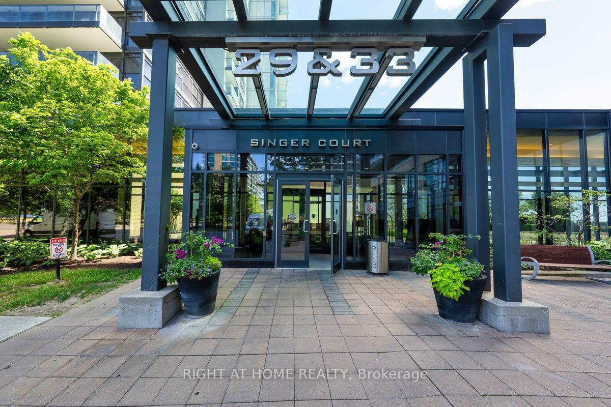 315 - 29 Singer Court, Toronto, ON M2K 0B3