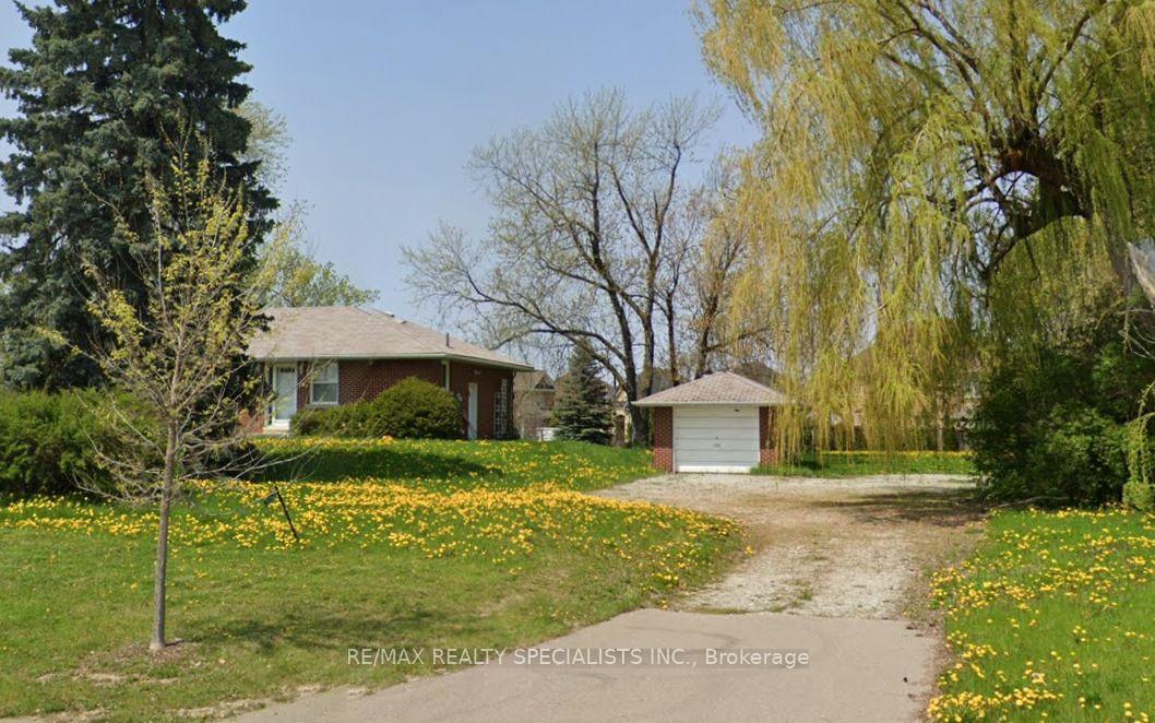 3152 Countryside Drive, Brampton, ON L6P 0V3