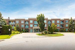 316 - 25 Via Rosedale Way, Brampton, ON L6R 3J8