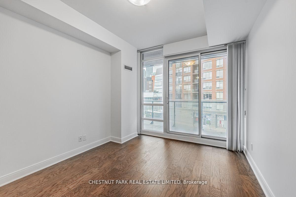 316 - 825 Church Street, Toronto, ON M4W 3Z4