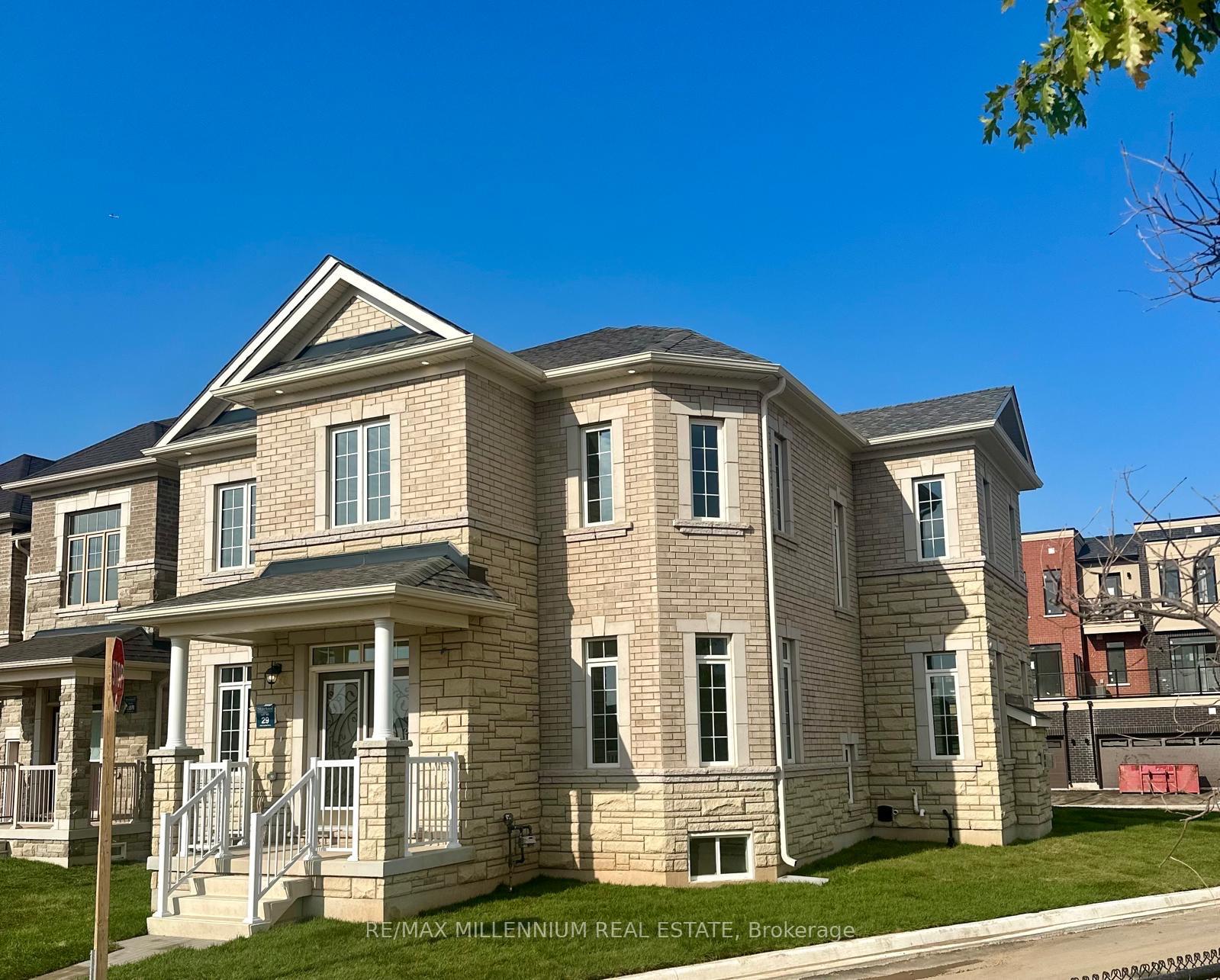 Oakville Real Estate MLS® Listings & Houses For Sale