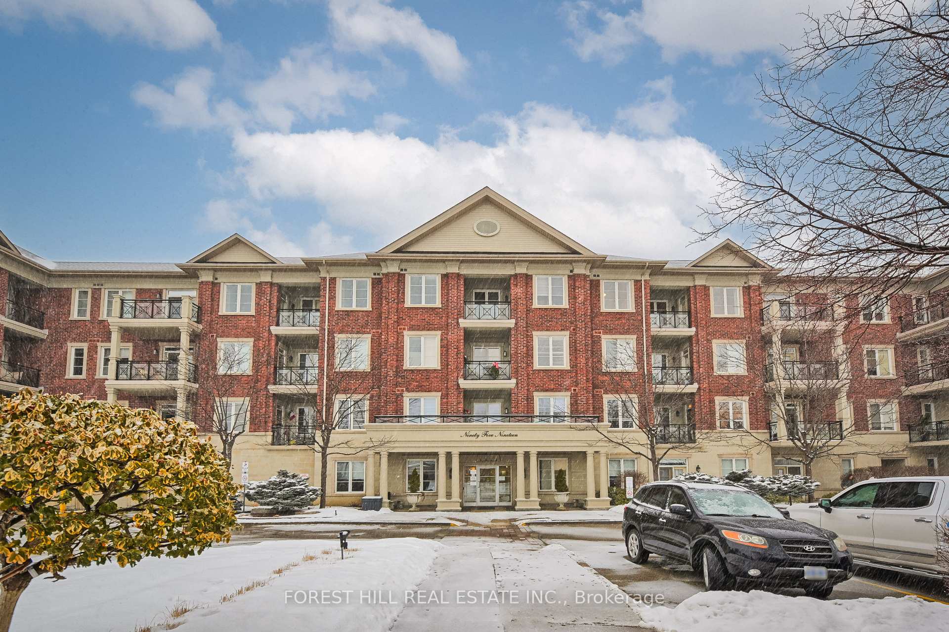 317 - 9519 Keele Street, Vaughan, ON L6A 4A2