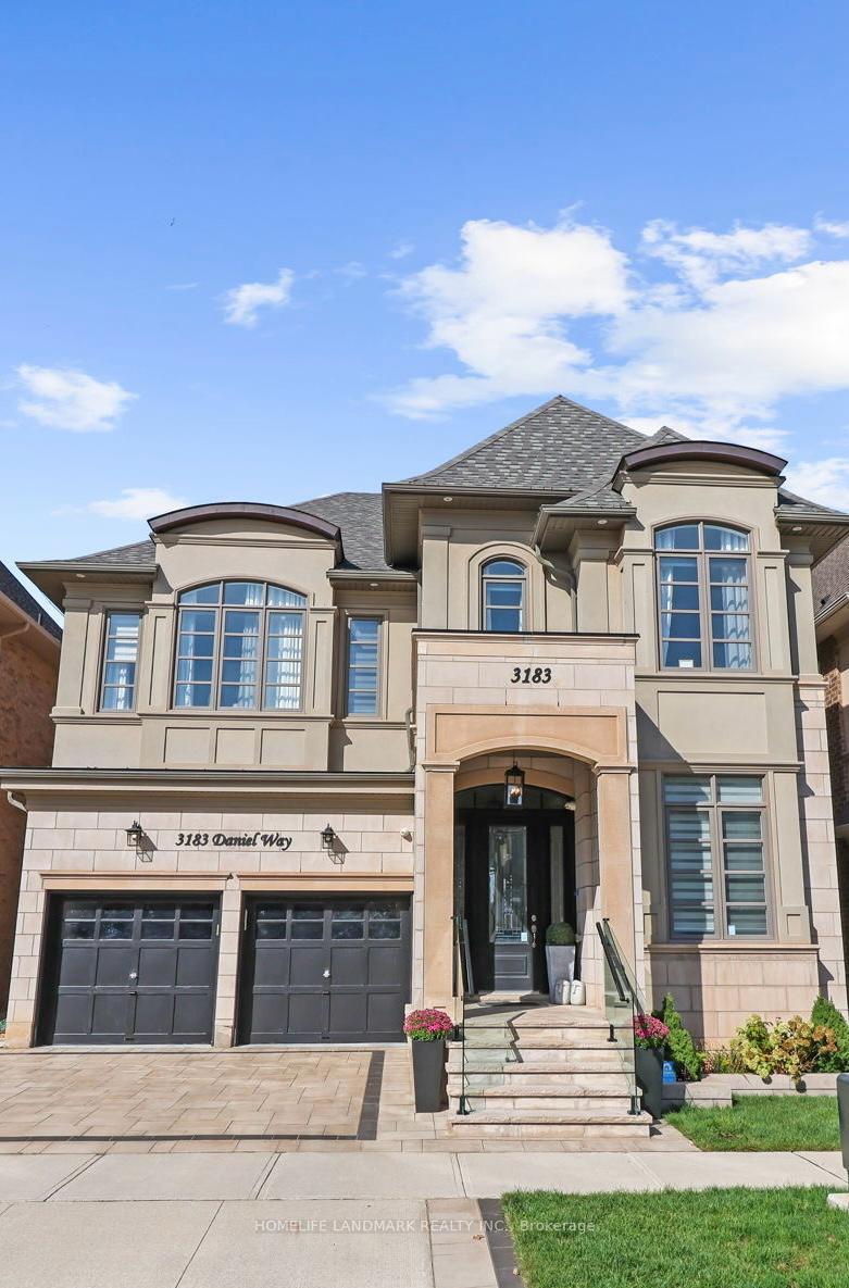 3183 Daniel Way, Oakville, ON L6H 0V7