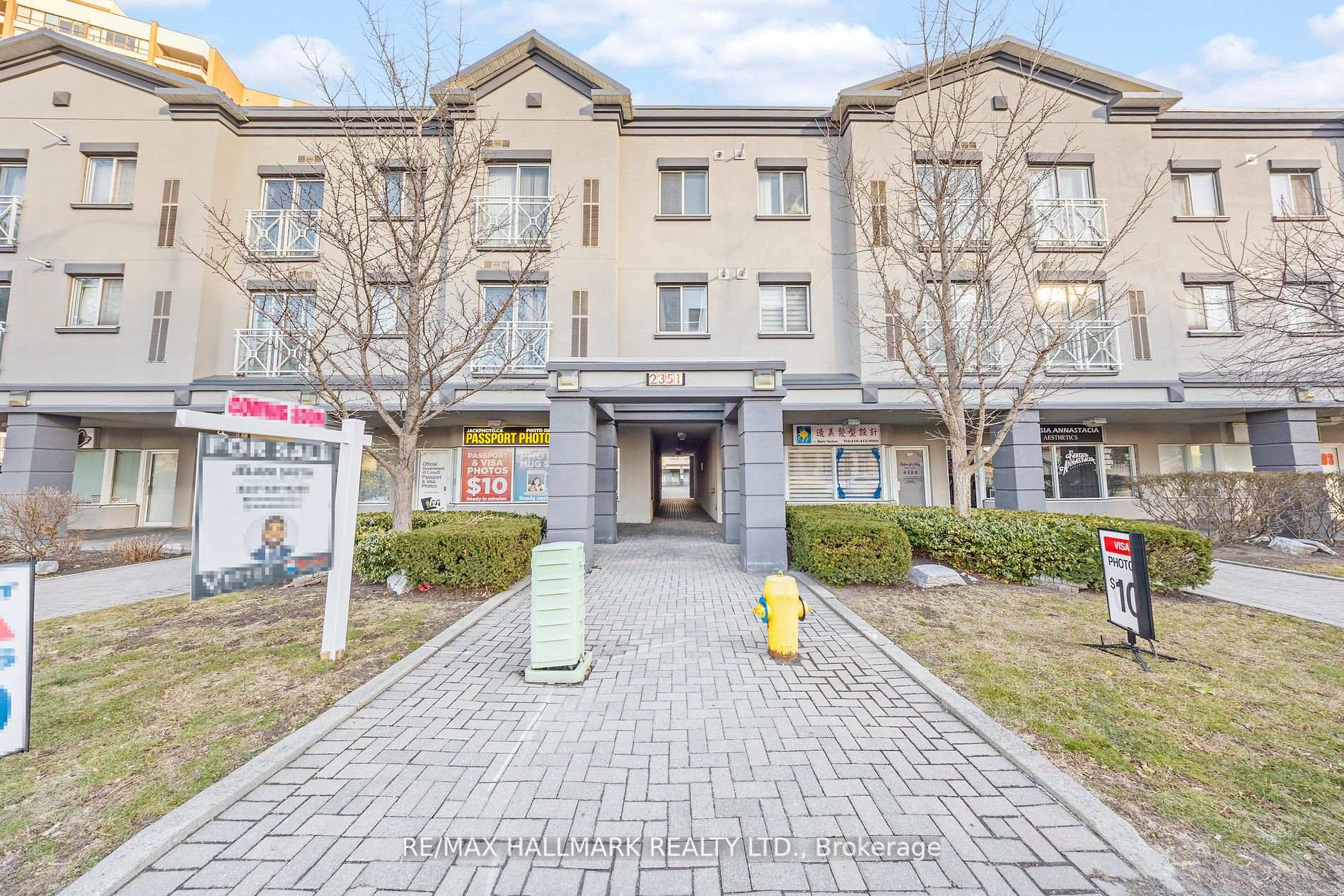 319 - 2351 Kennedy Road, Toronto, ON M1T 3G9