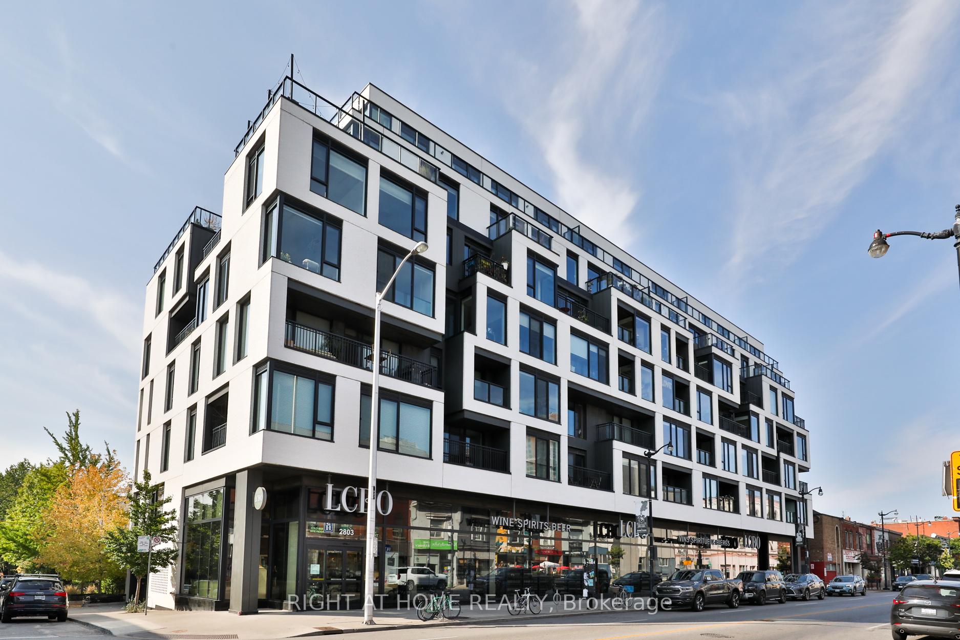 319 - 530 Indian Grove, Toronto, ON M6P 0B3