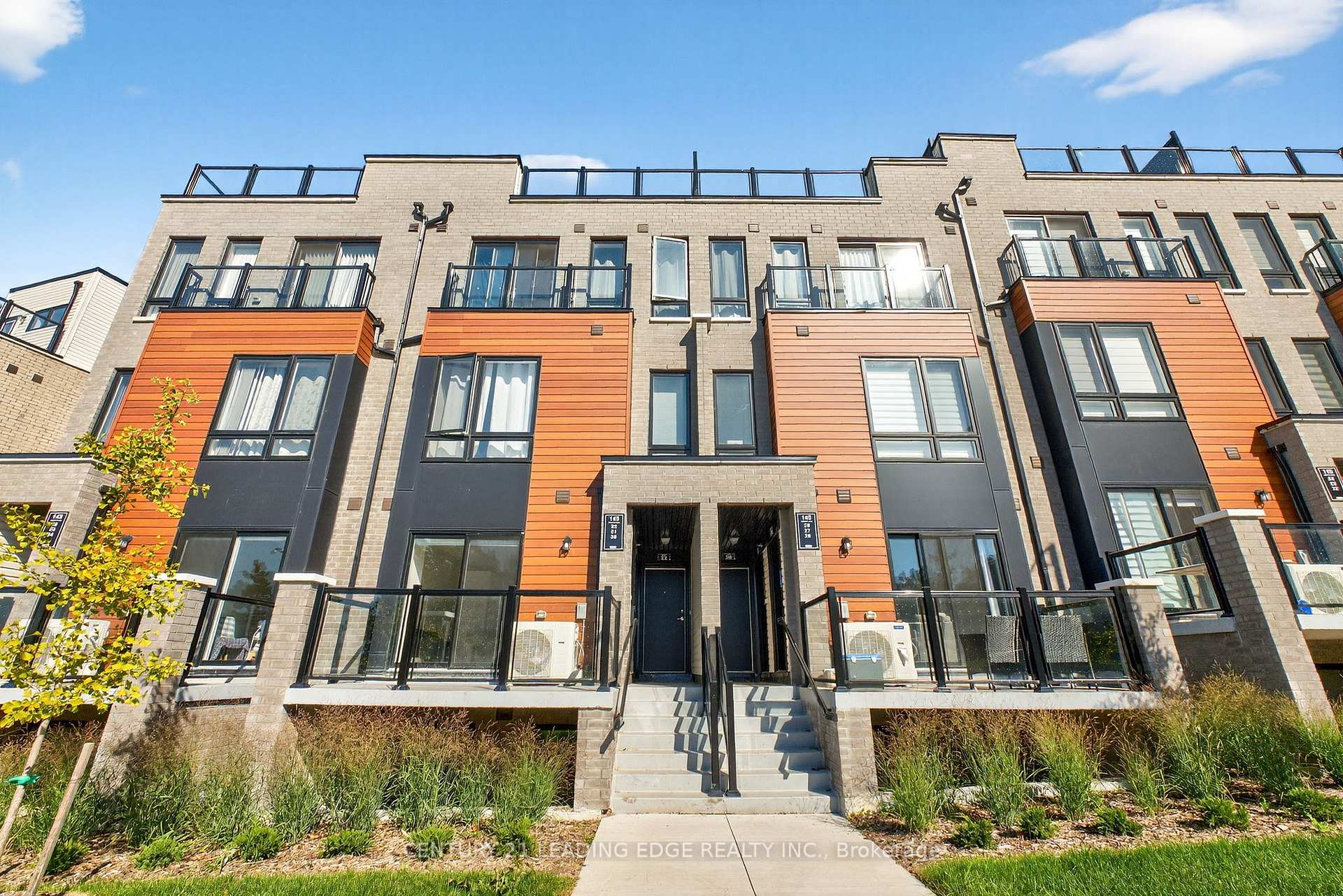 32 - 145 Tapscott Road, Toronto, ON M1B 0E8