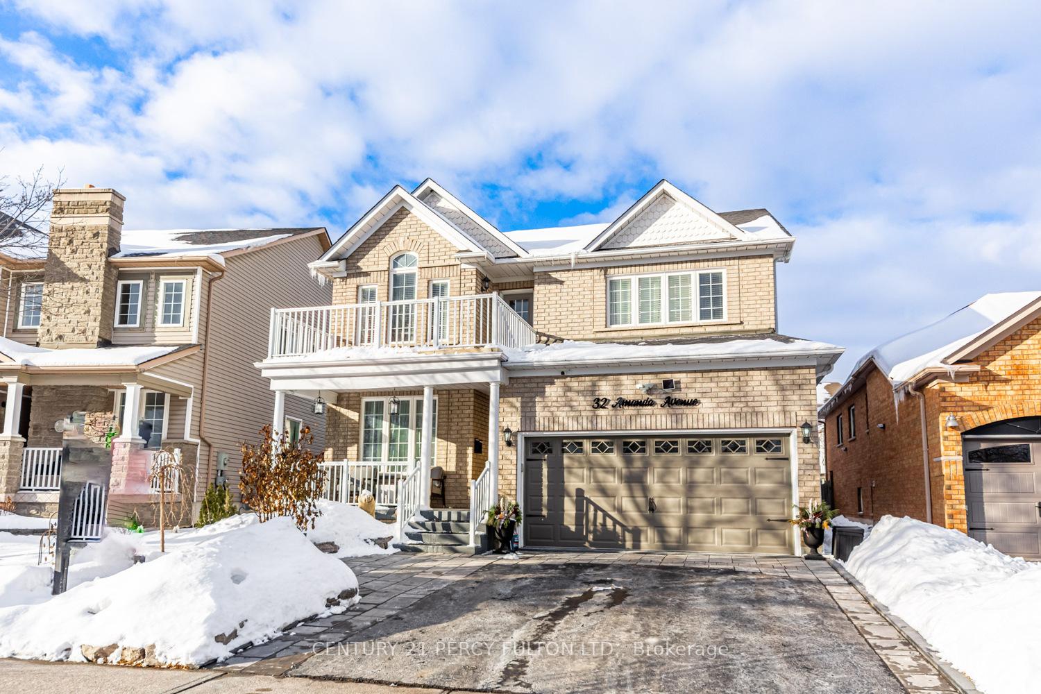 32 Amanda Avenue, Whitby, ON L1M 1K4
