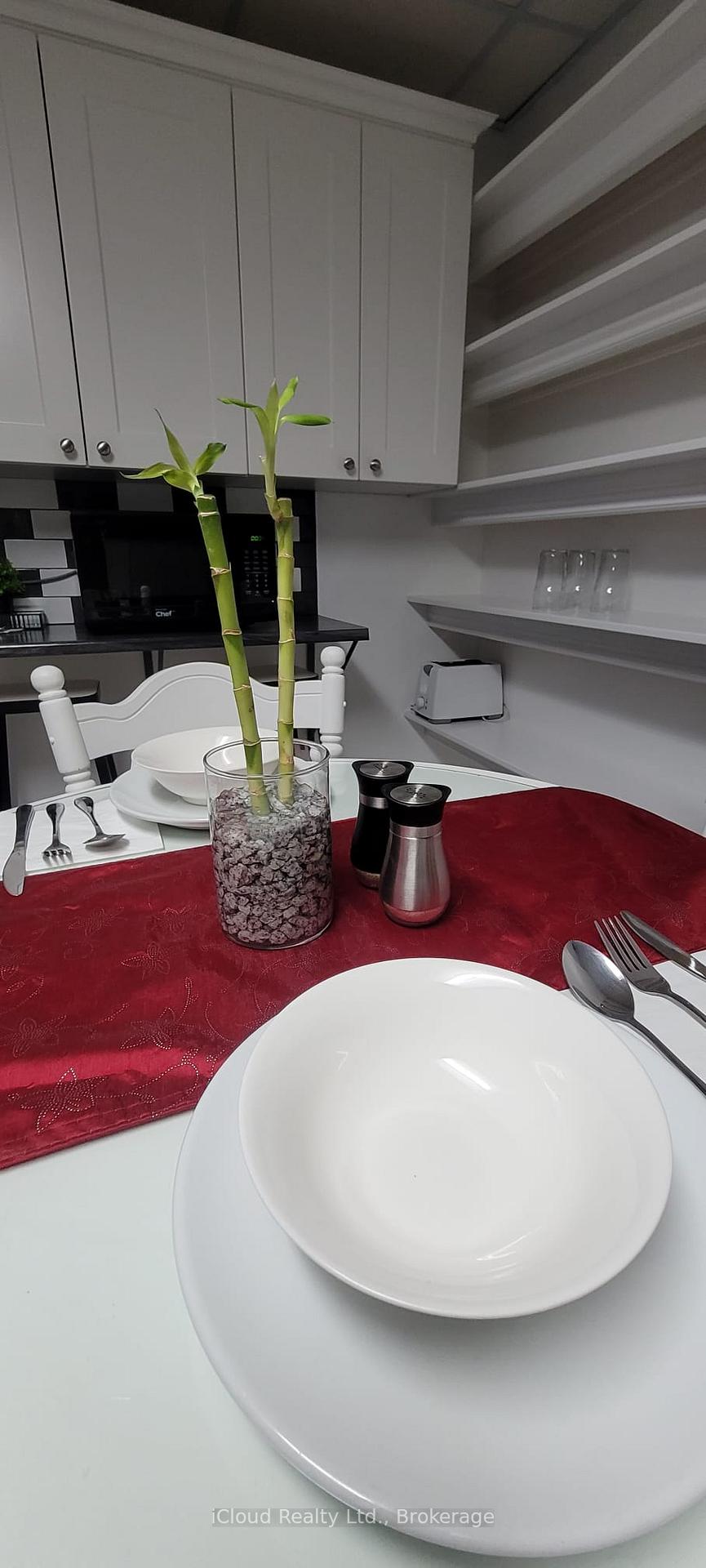 32 KIRKPATRICK St Street, Kirkland Lake, ON P2N 2G9