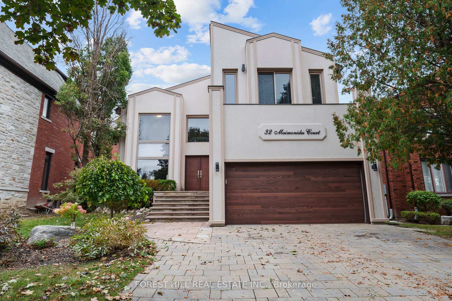 32 Maimonides Court, Vaughan, ON L4J 4X8
