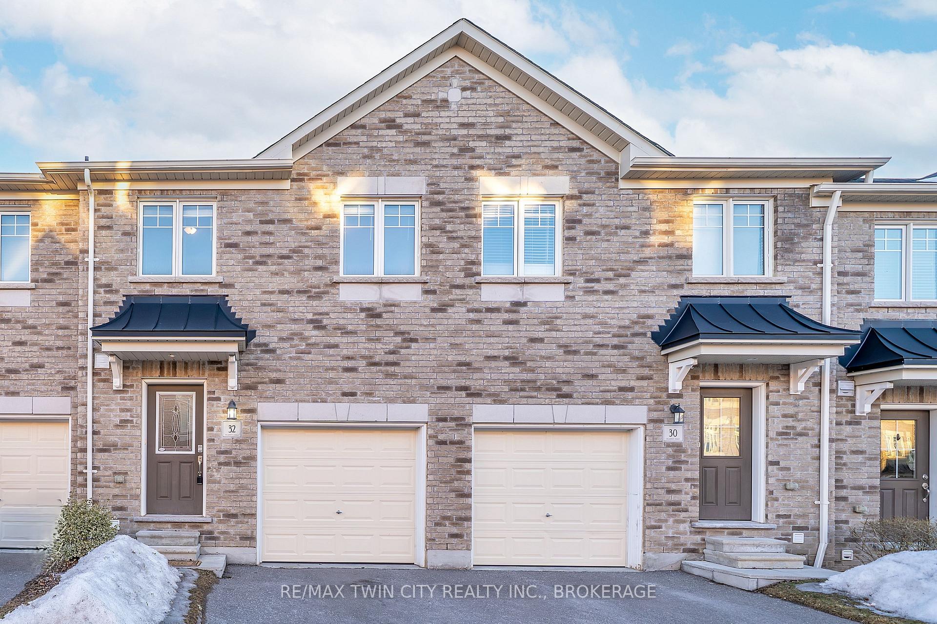 32 Markham Trail, Clarington, ON L1C 0S4