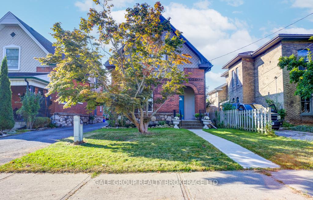 32 Park Avenue, Brantford, ON N3S 5H3