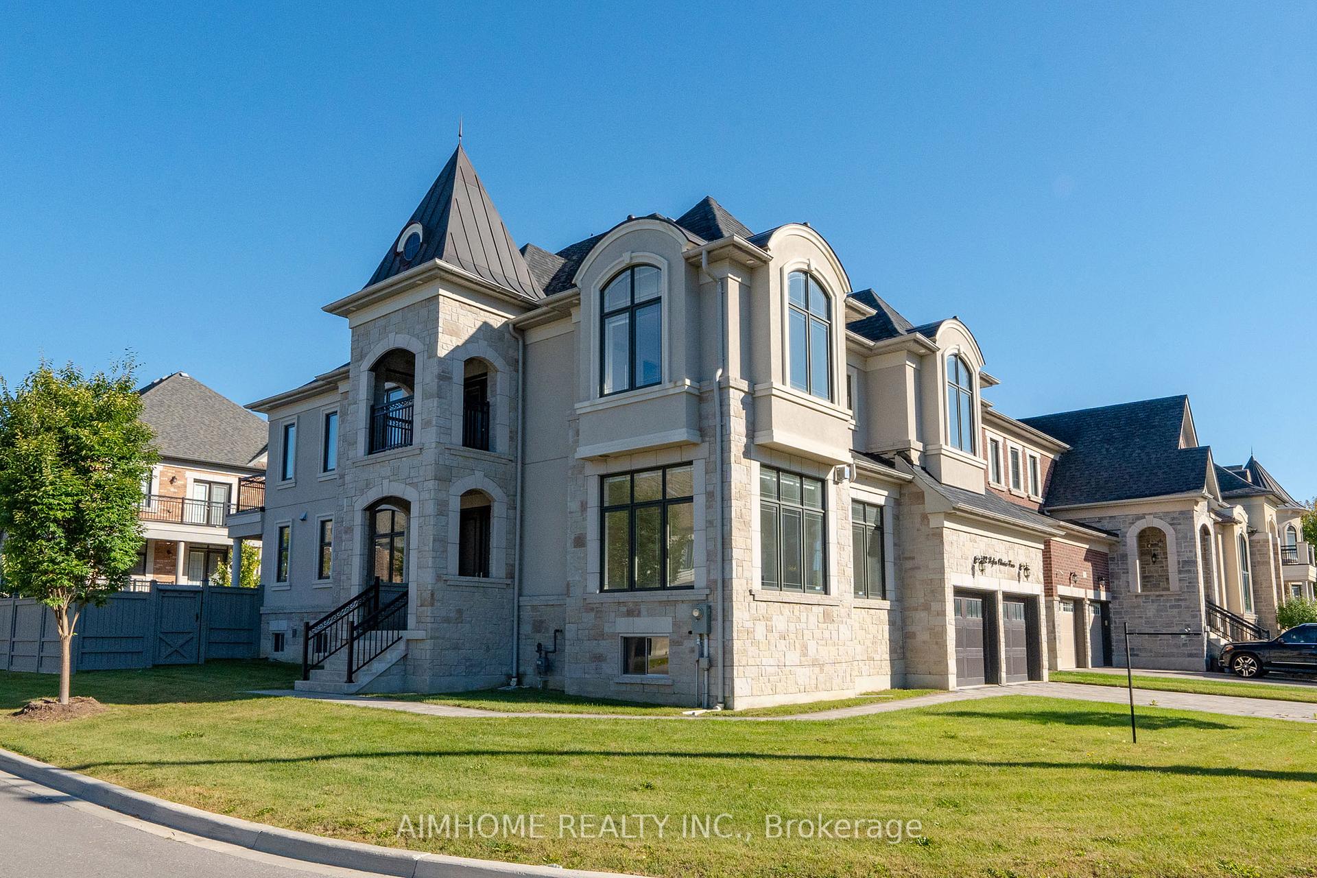 32 Sofia Olivia Crescent, Vaughan, ON L6A 4T2