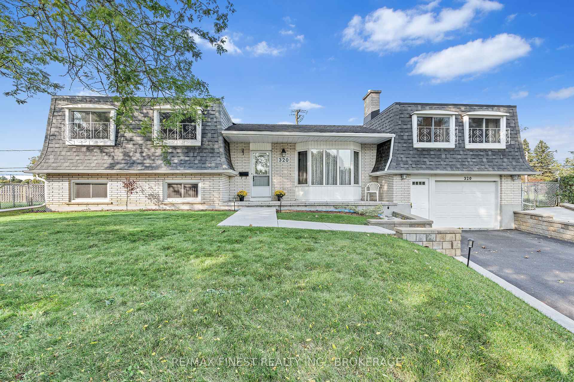 320 DONELL Court, Kingston, ON K7M 4H2