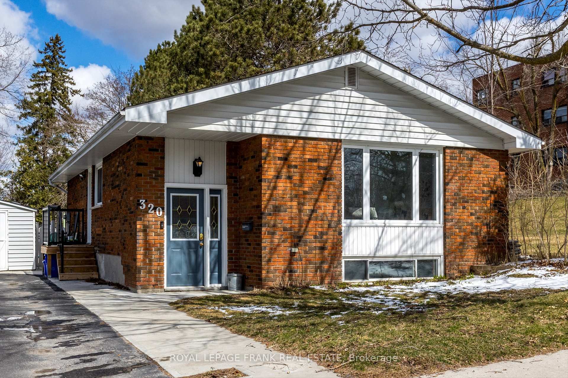 320 Juliet Road, Peterborough East, ON K9H 1P8