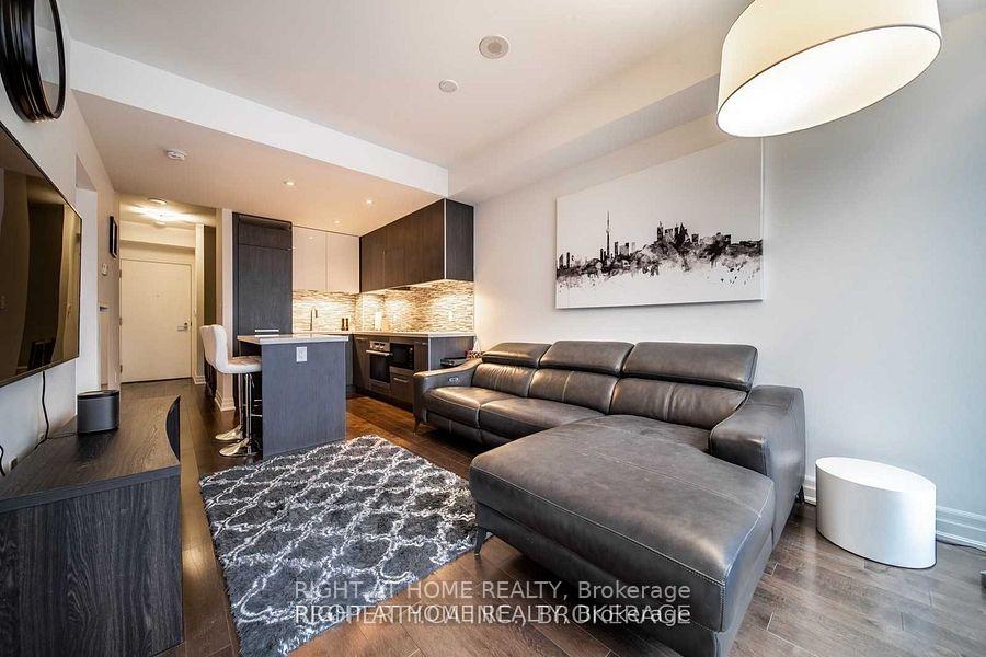 3203 - 8 The Esplanade Street, Toronto, ON M5E 0A6