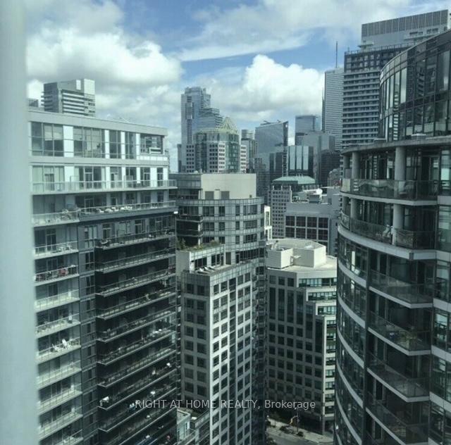 310 - 381 Front Street W, Toronto, ON M5V 3R8